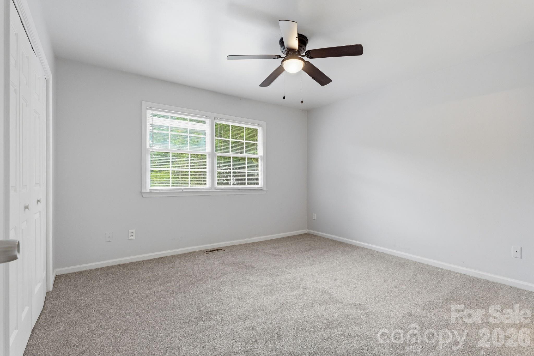 Photo 13 of 5918 Crape Myrtle Lane, Charlotte, NC