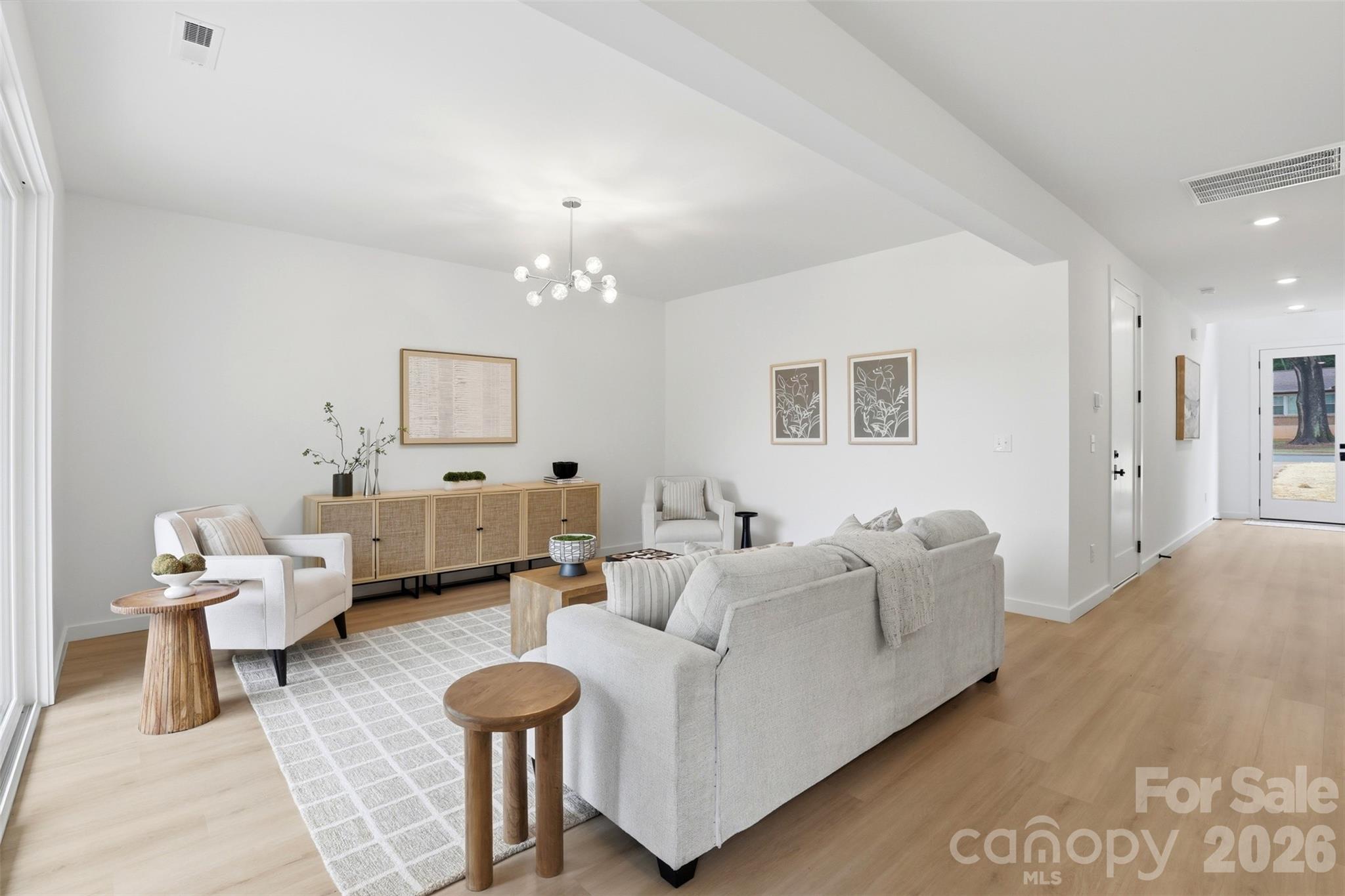 Photo 4 of 2822 Dogwood Avenue, Charlotte, NC