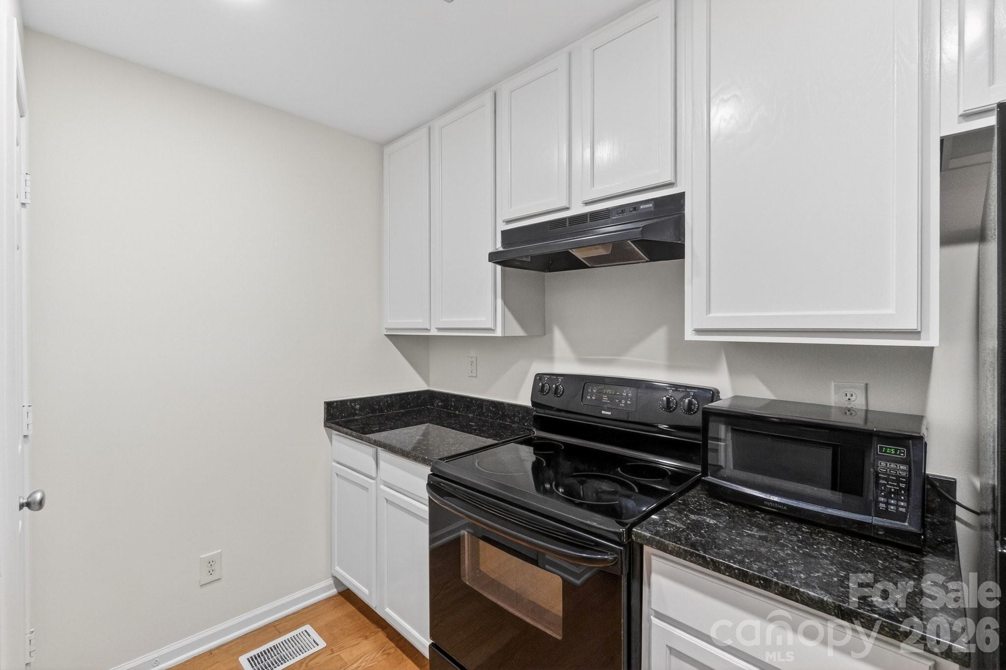 Photo 8 of 639 Raphael Place, Charlotte, NC