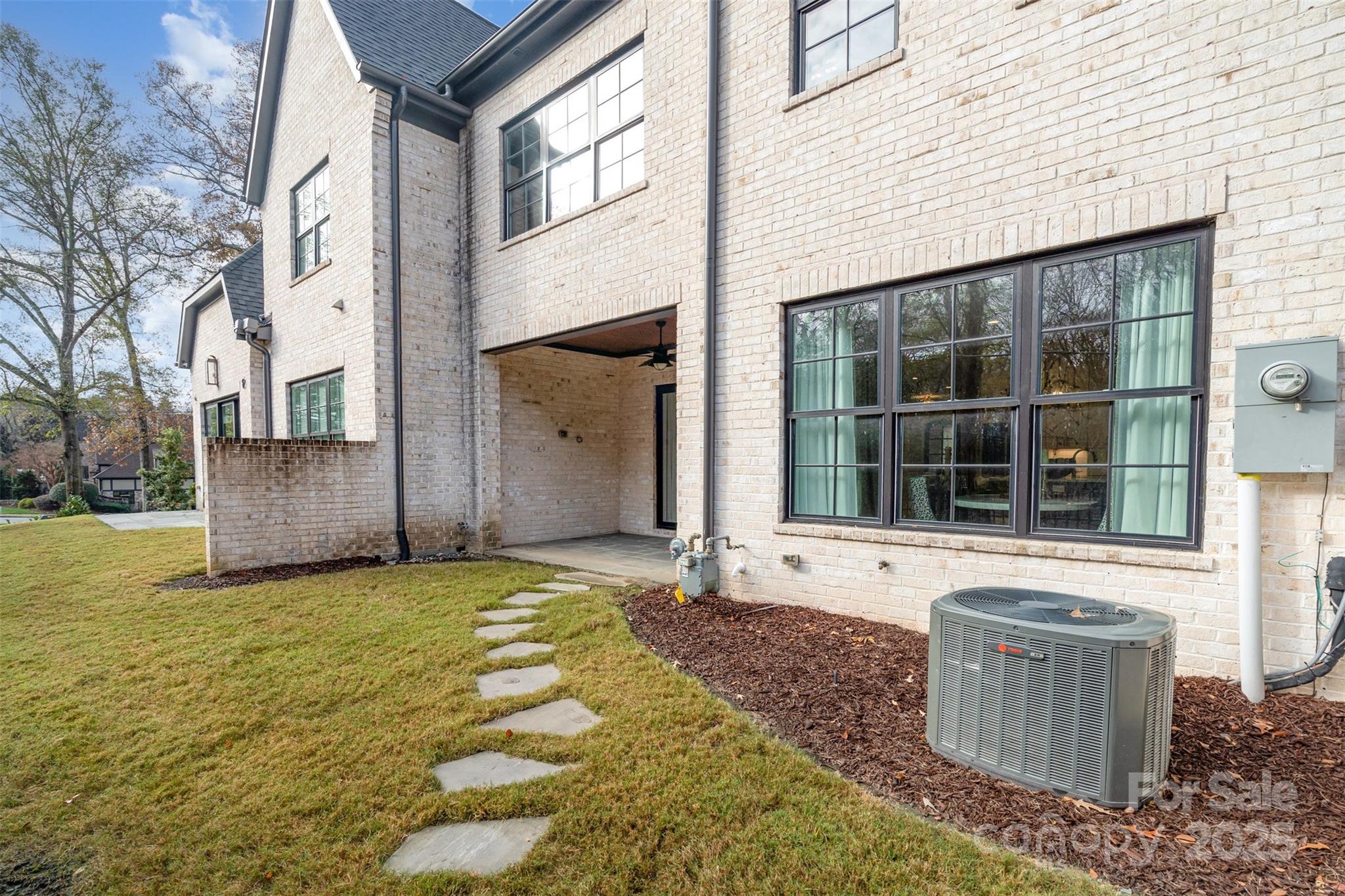 Photo 37 of 119 Thorncote Place, Charlotte, NC