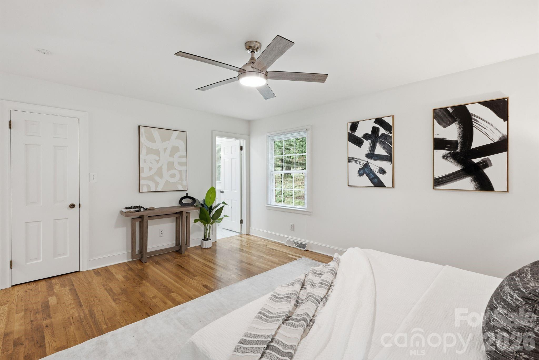 Photo 11 of 926 Shady Bluff Drive, Charlotte, NC
