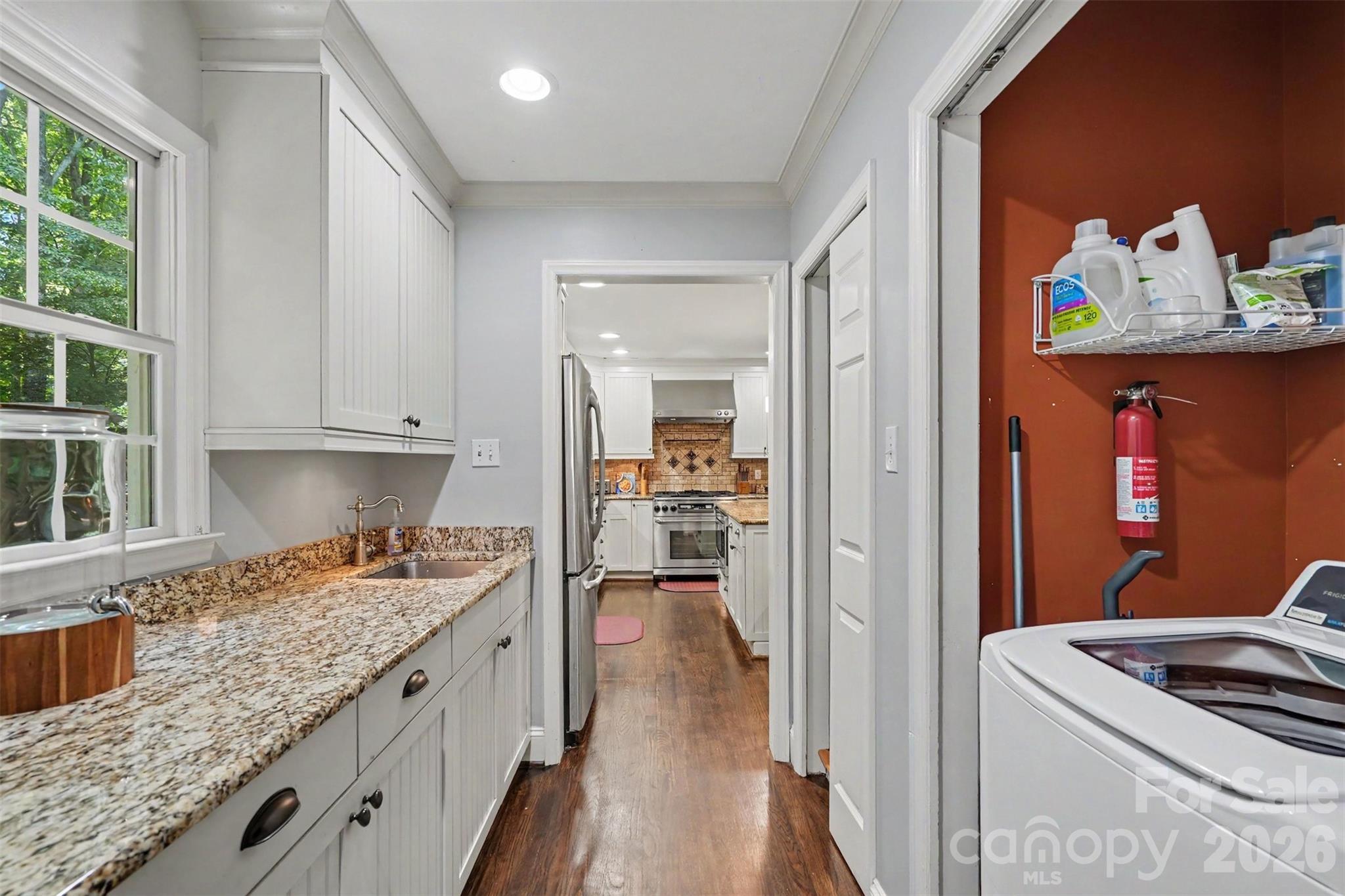 5812 Camelot Drive, Charlotte, NC - photo 15 of 32