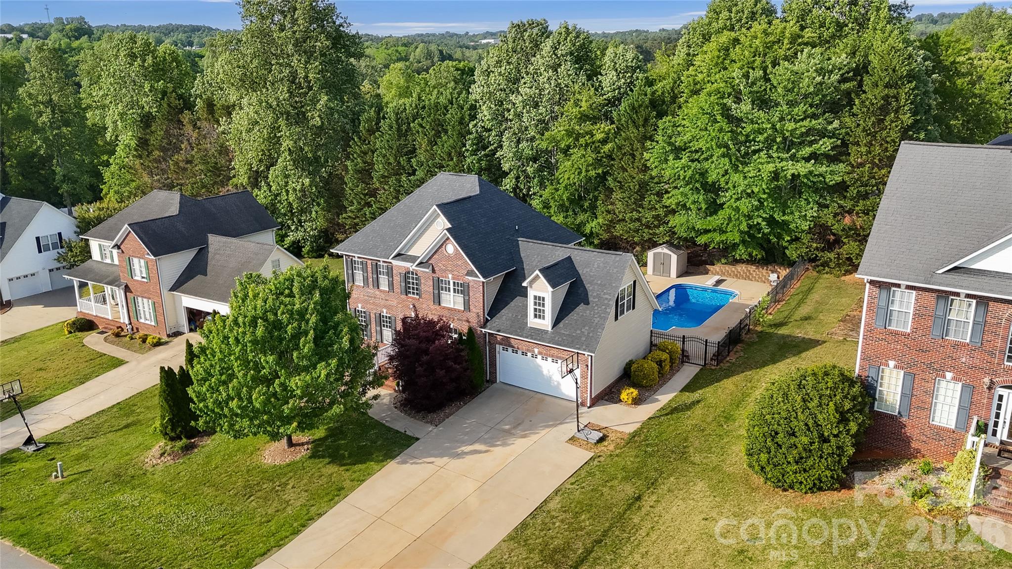 2604 Ironwood Drive, Hickory, NC