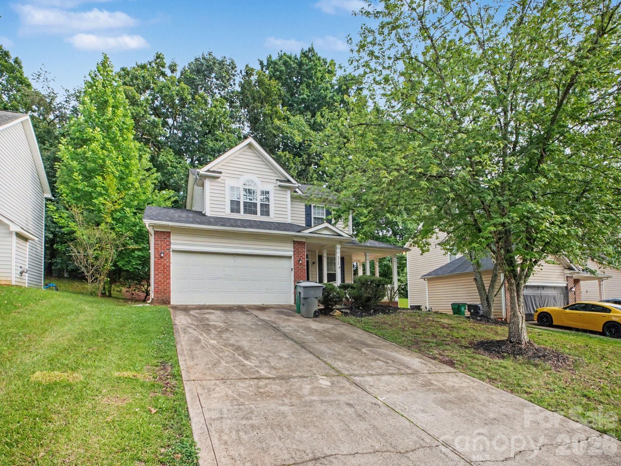 Photo 2 of 7524 Grabill Drive, Charlotte, NC