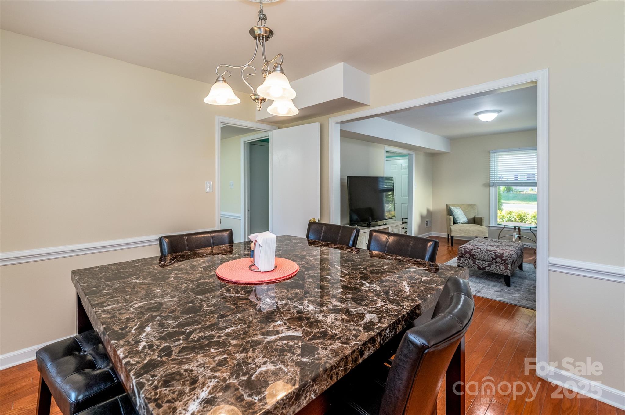 Photo 8 of 5111 Coronado Drive, Charlotte, NC