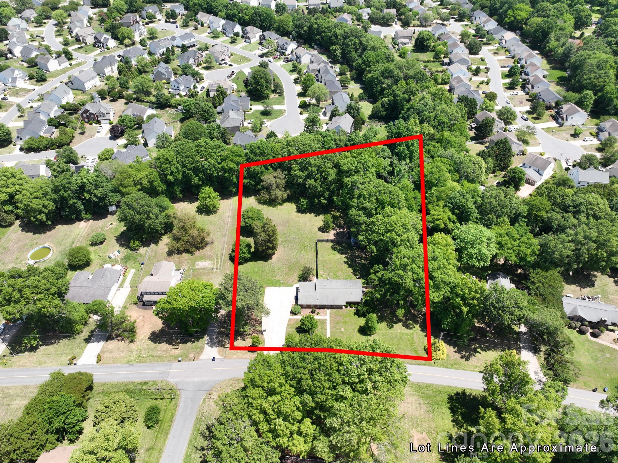 624 Patricia Avenue, Harrisburg, NC - photo 2 of 32