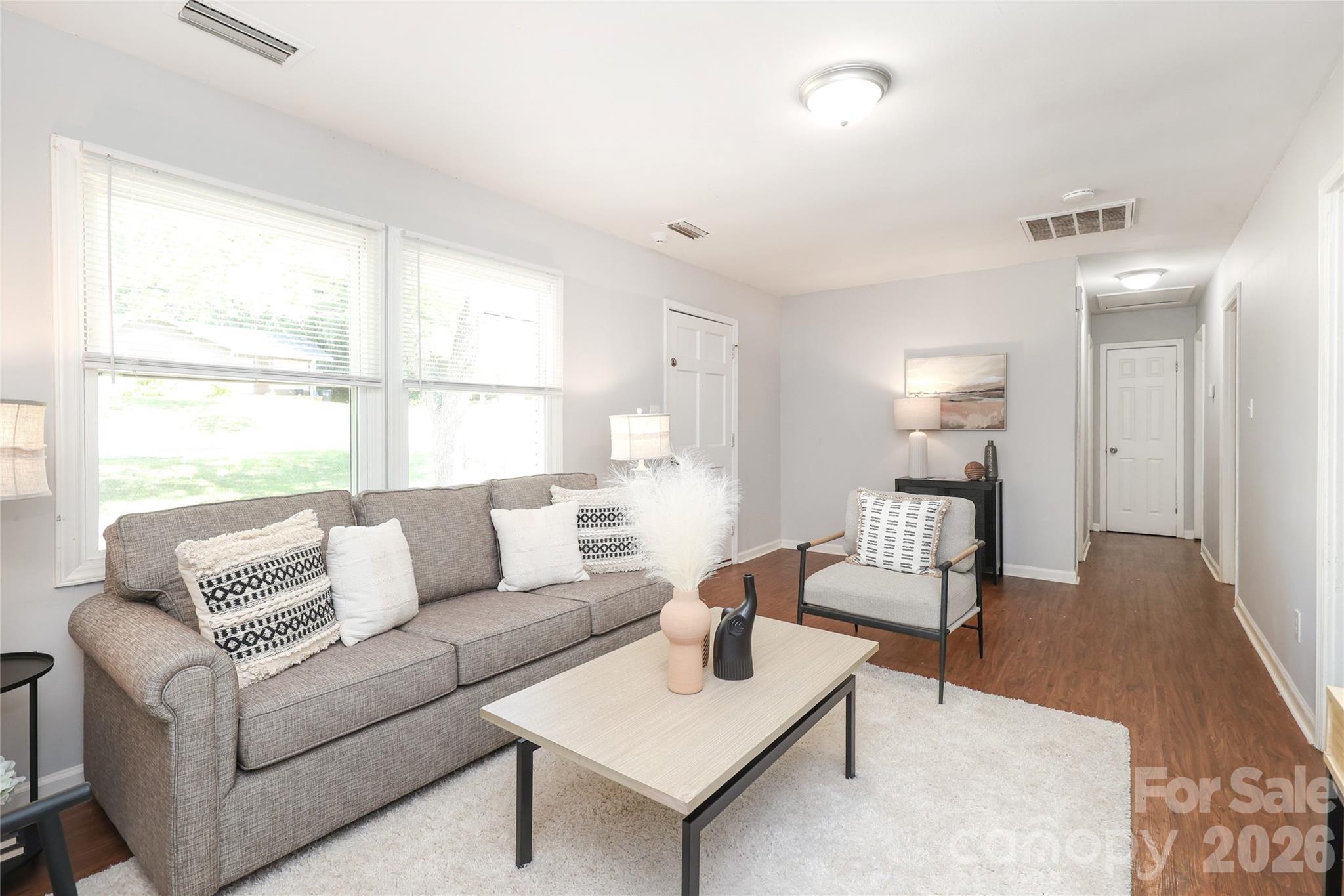 609 Fawnbrook Lane, Charlotte, NC - photo 7 of 26