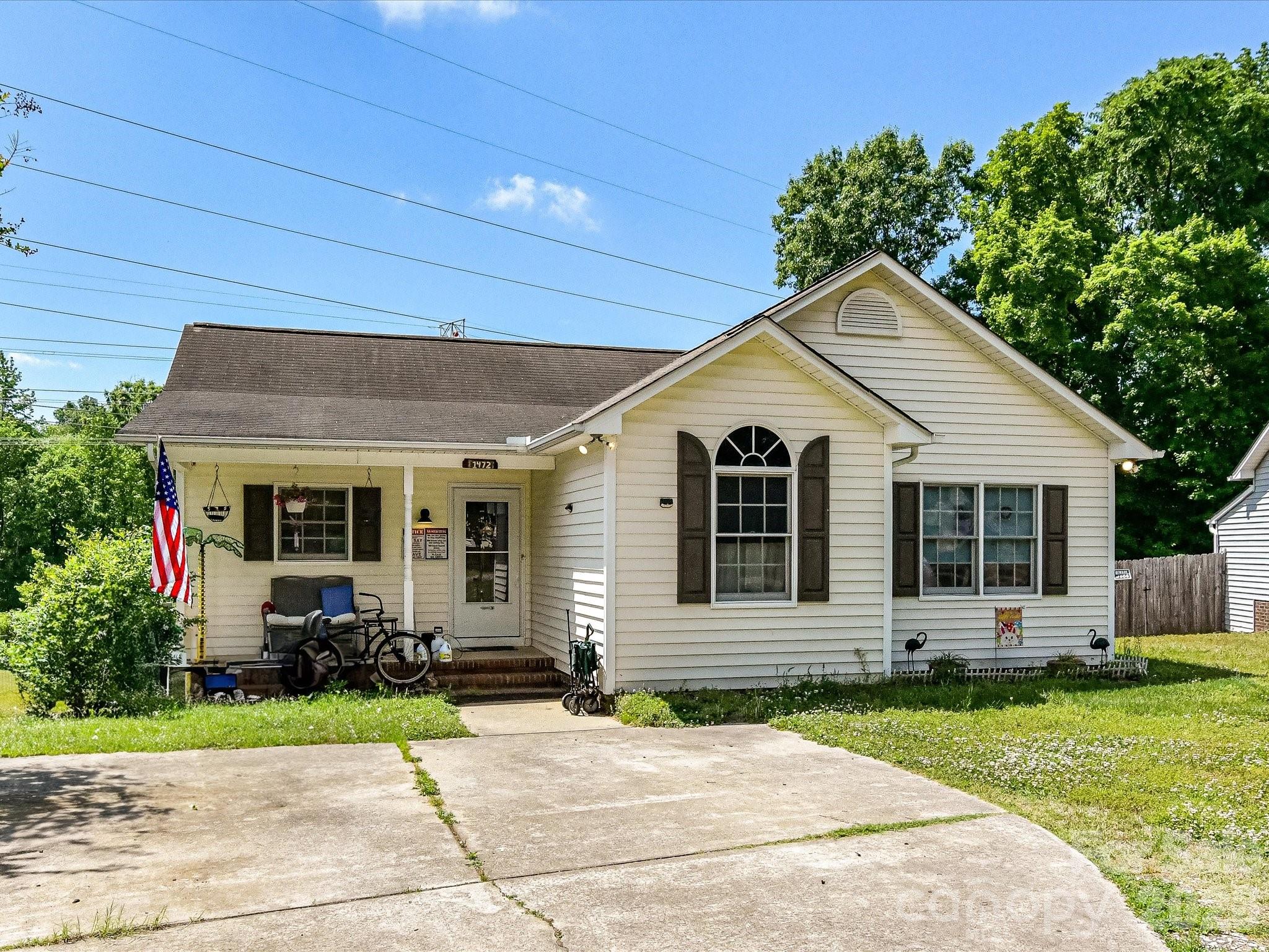 1472 Ridgewood Drive, Concord, NC