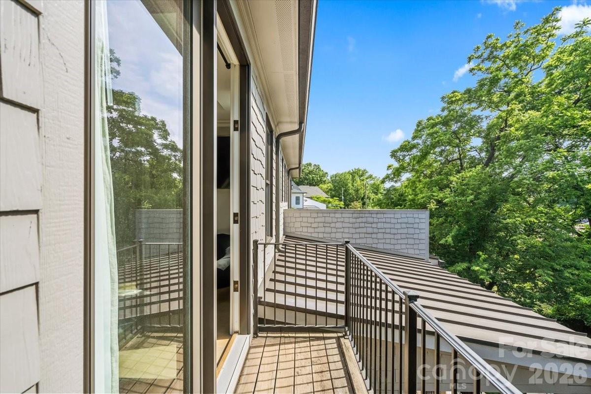 Photo 30 of 1160 S Kings Drive, Charlotte, NC