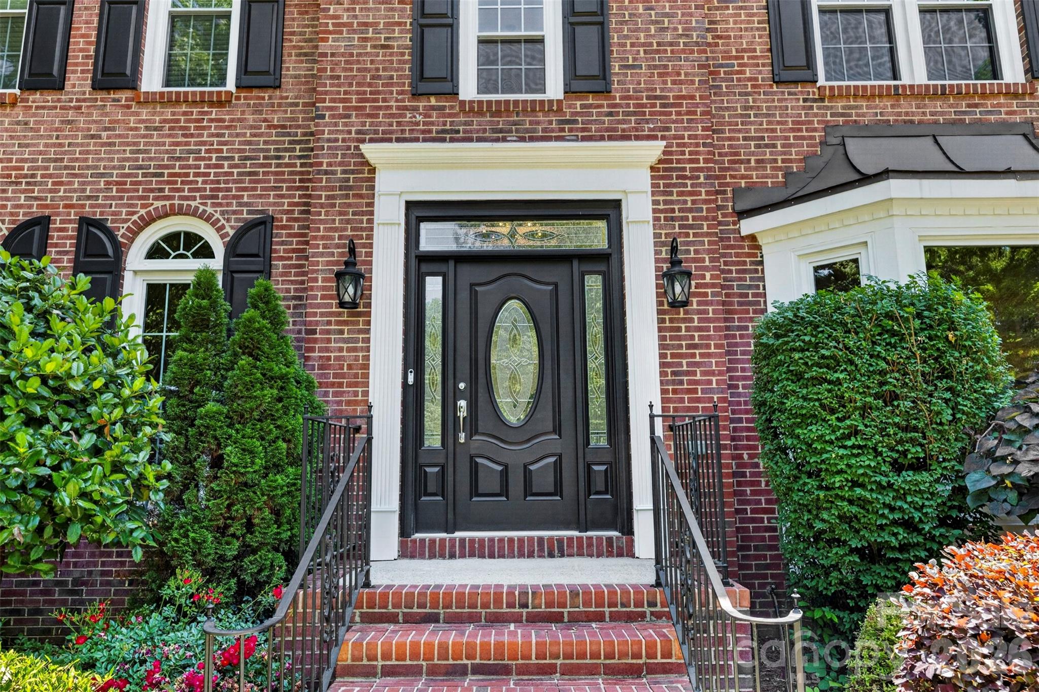7618 Wingmont Drive, Charlotte, NC - photo 2 of 36