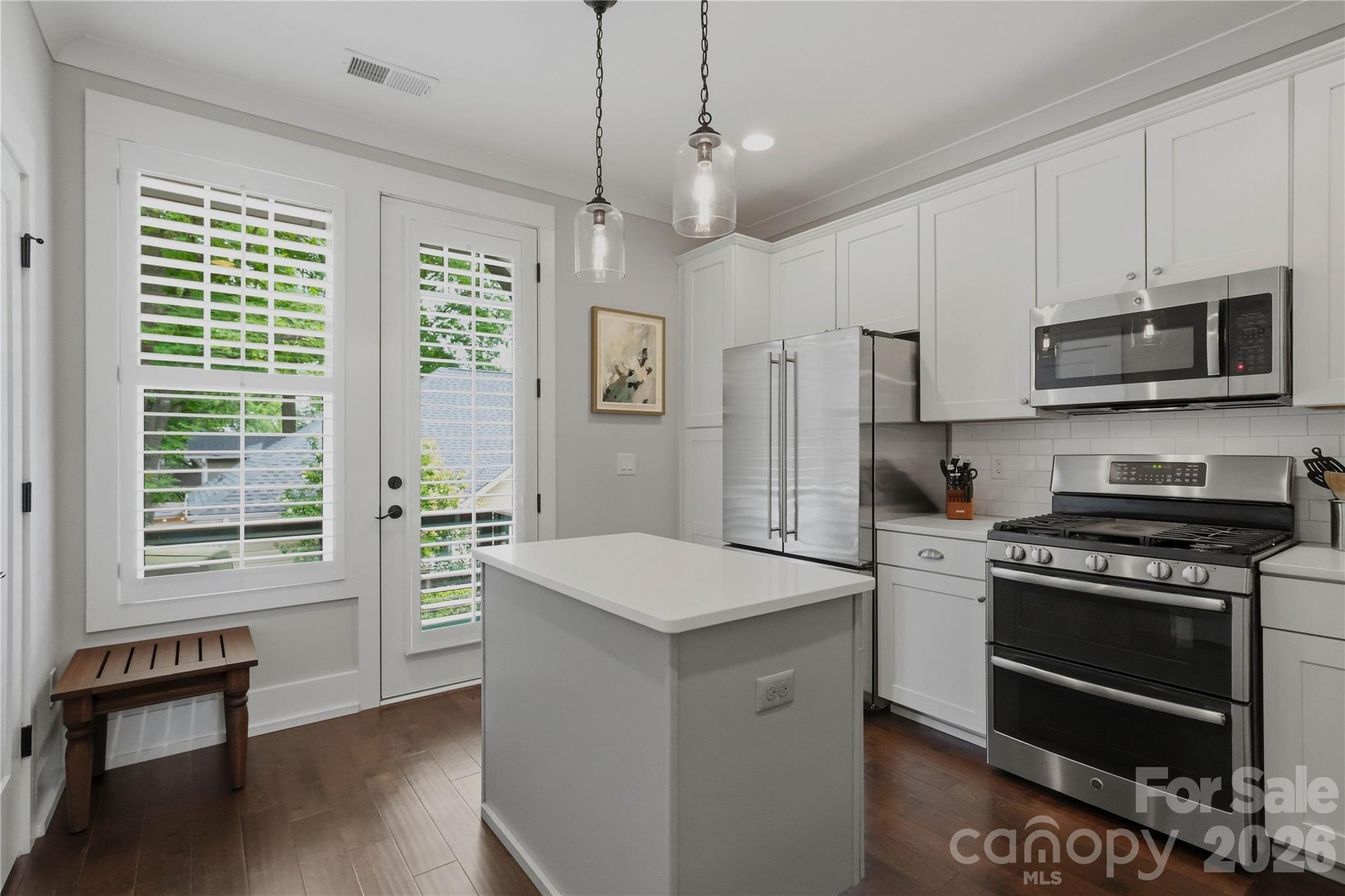 Photo 4 of 1636 Kenilworth Avenue, Charlotte, NC
