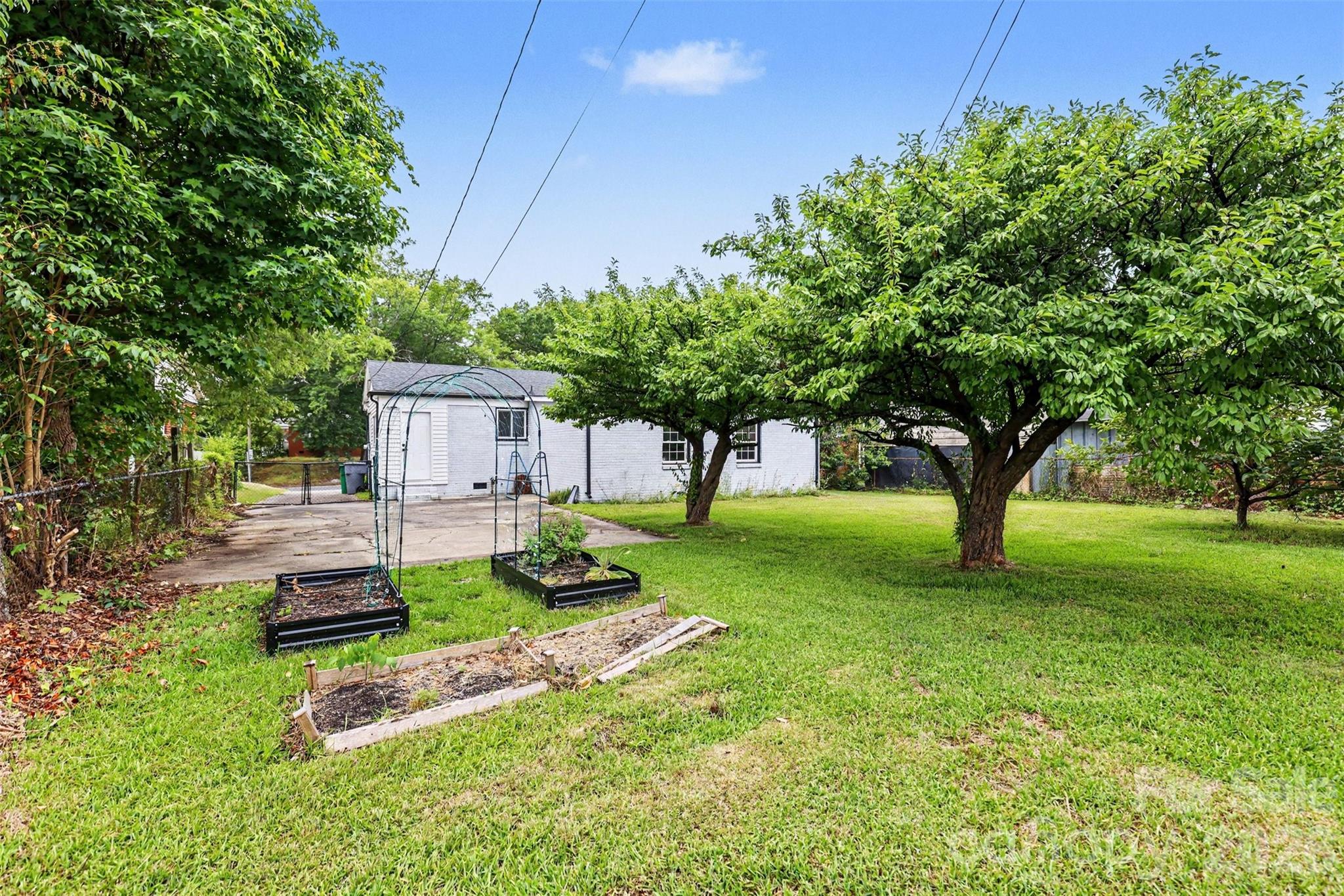 3430 Meredith Avenue, Charlotte, NC - photo 18 of 21