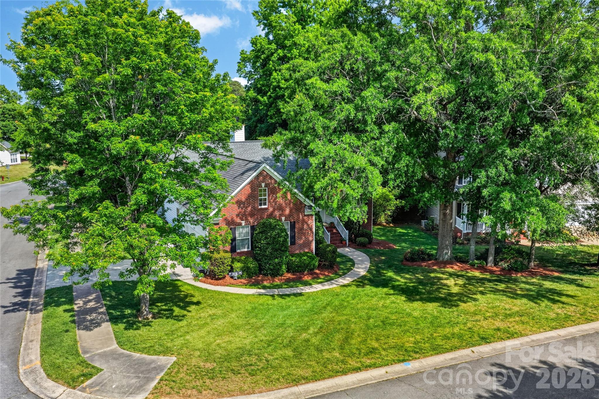 1918 Weighmont Court, Charlotte, NC - photo 24 of 31
