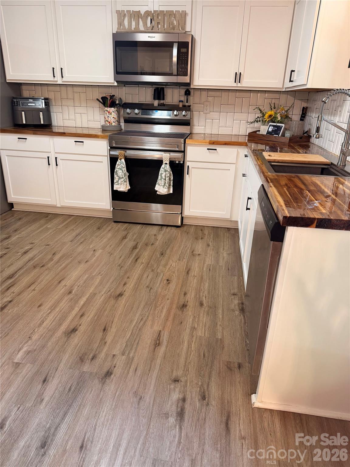 2212 Pinnacle View Drive, Kings Mountain, NC - photo 2 of 20