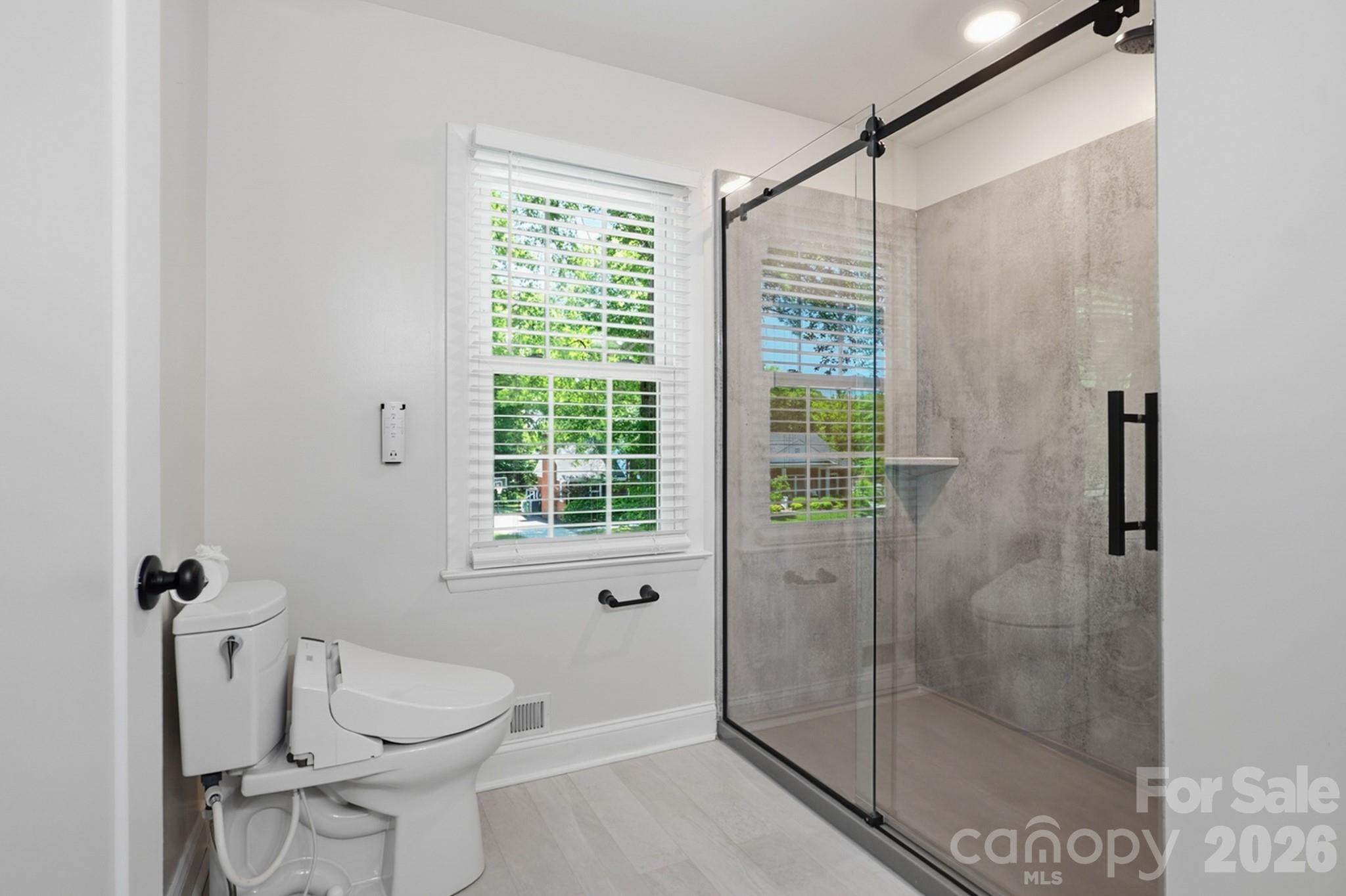 Photo 23 of 9918 Ridgemore Drive, Charlotte, NC