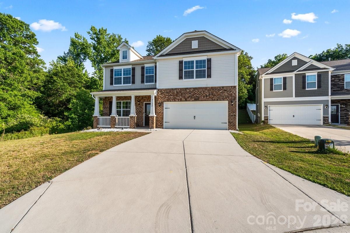 Photo 3 of 7128 Bandera Drive, Charlotte, NC