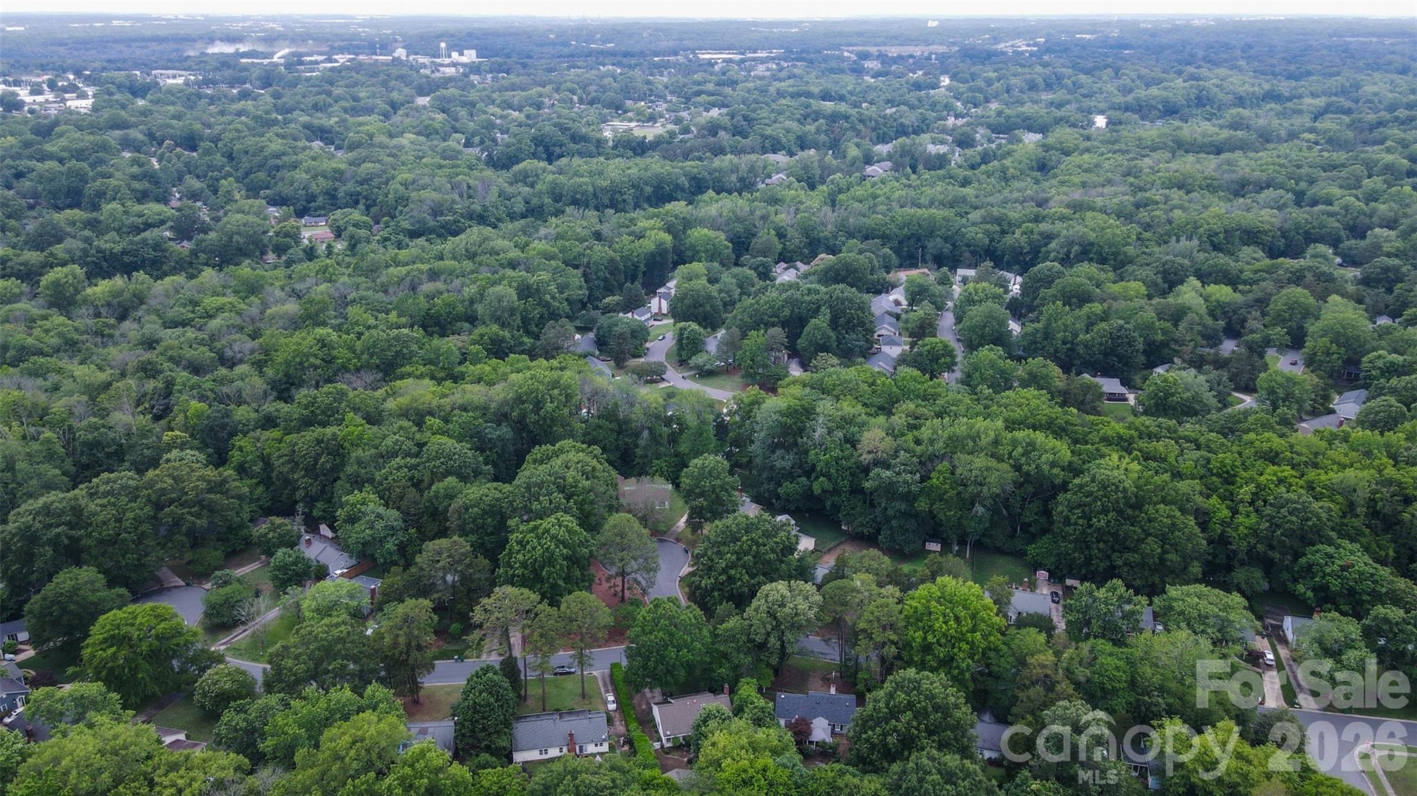 Photo 5 of 2425 Turnberry Lane, Charlotte, NC