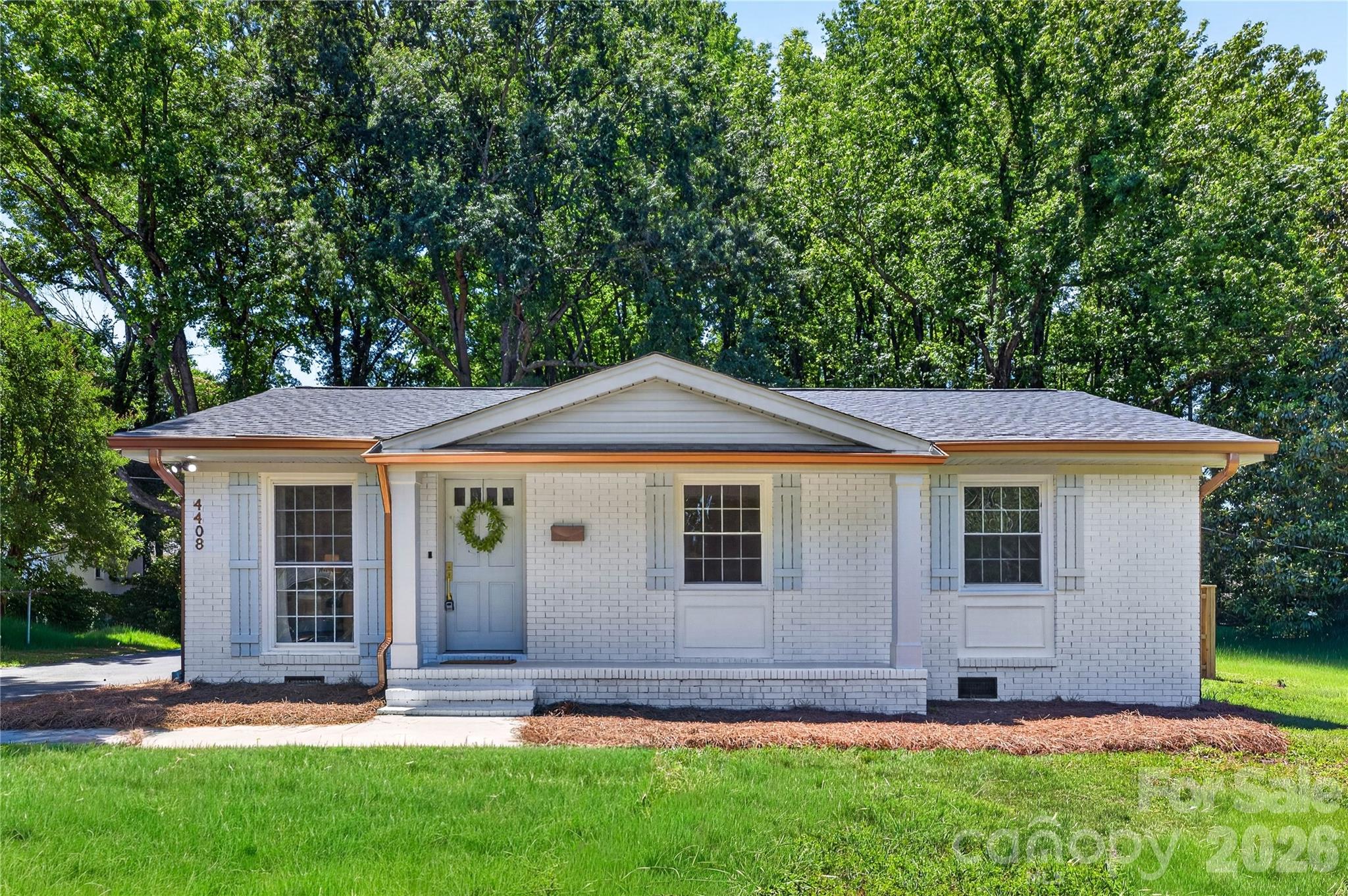 Photo 9 of 4408 Ivanhoe Place, Charlotte, NC