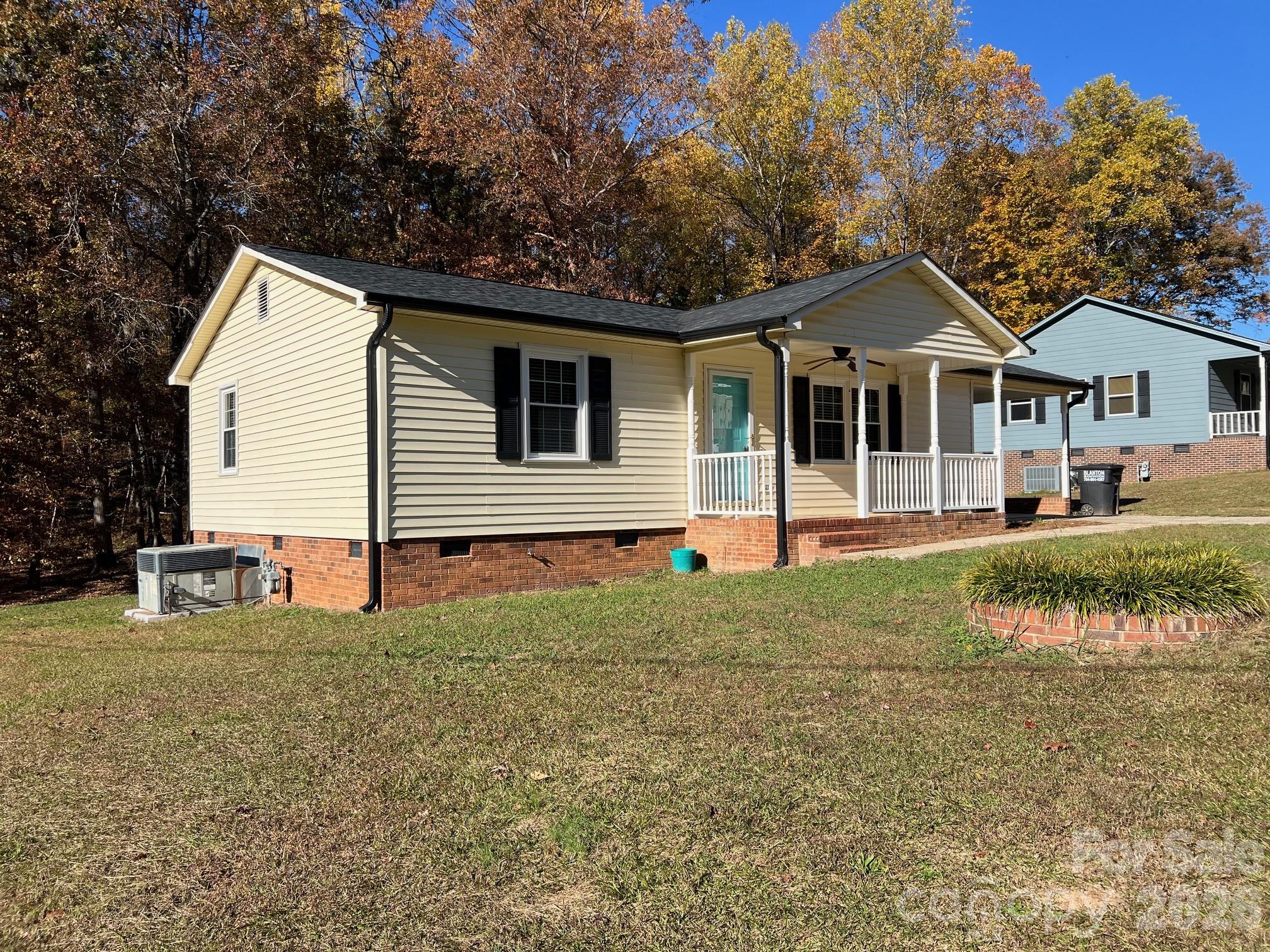 Photo 4 of 120 Oakley Drive, Gastonia, NC