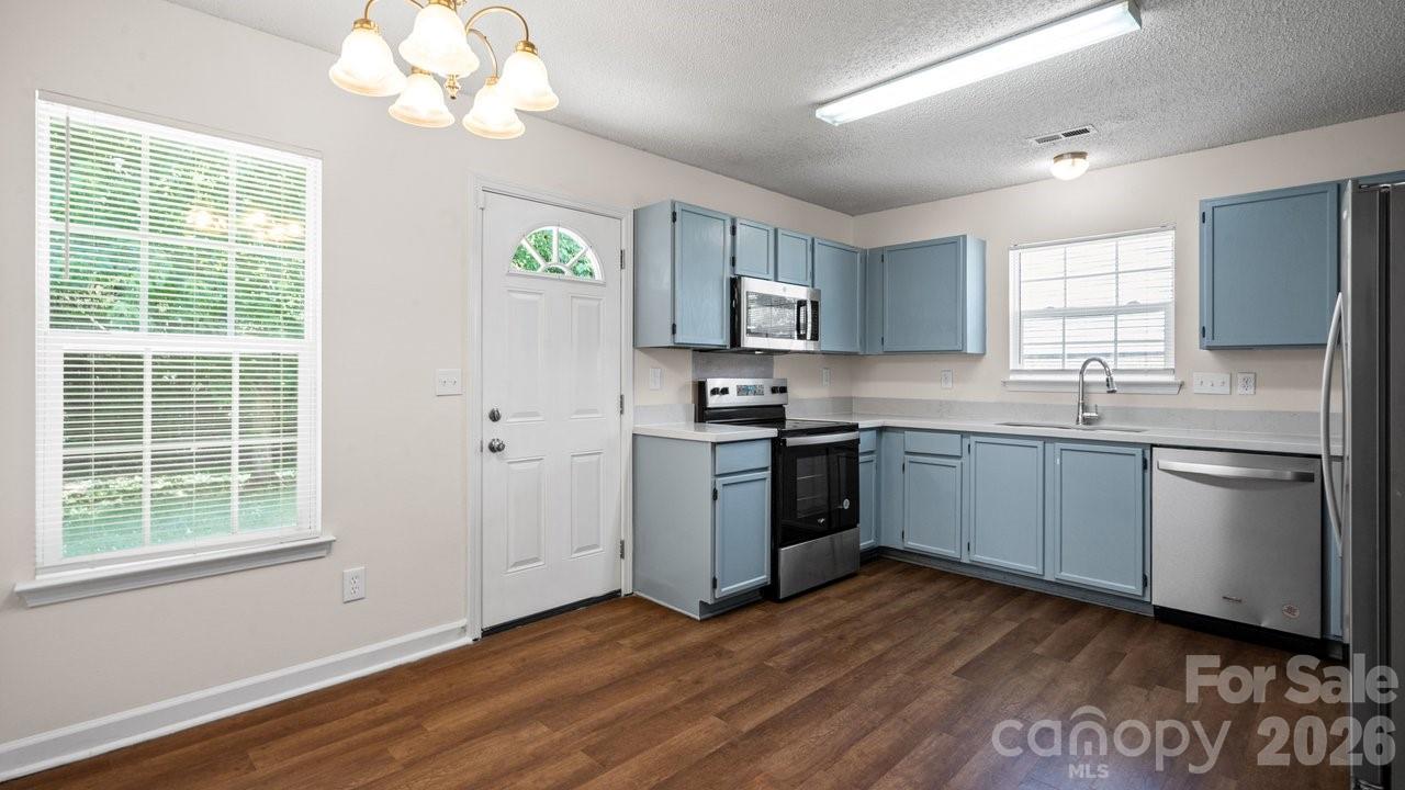 Photo 18 of 2114 Pleasant Dale Drive, Charlotte, NC