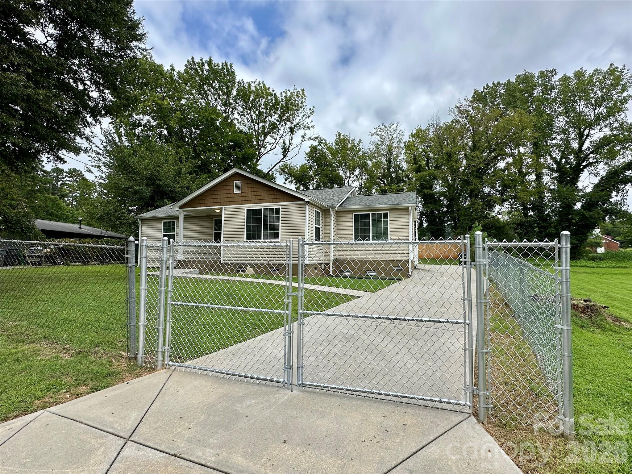 Photo 31 of 2510 Sherrill Street, Charlotte, NC