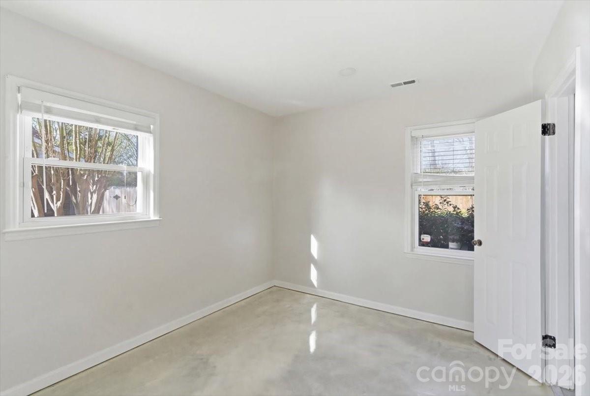 Photo 12 of 5810 Red Carriage Lane, Charlotte, NC