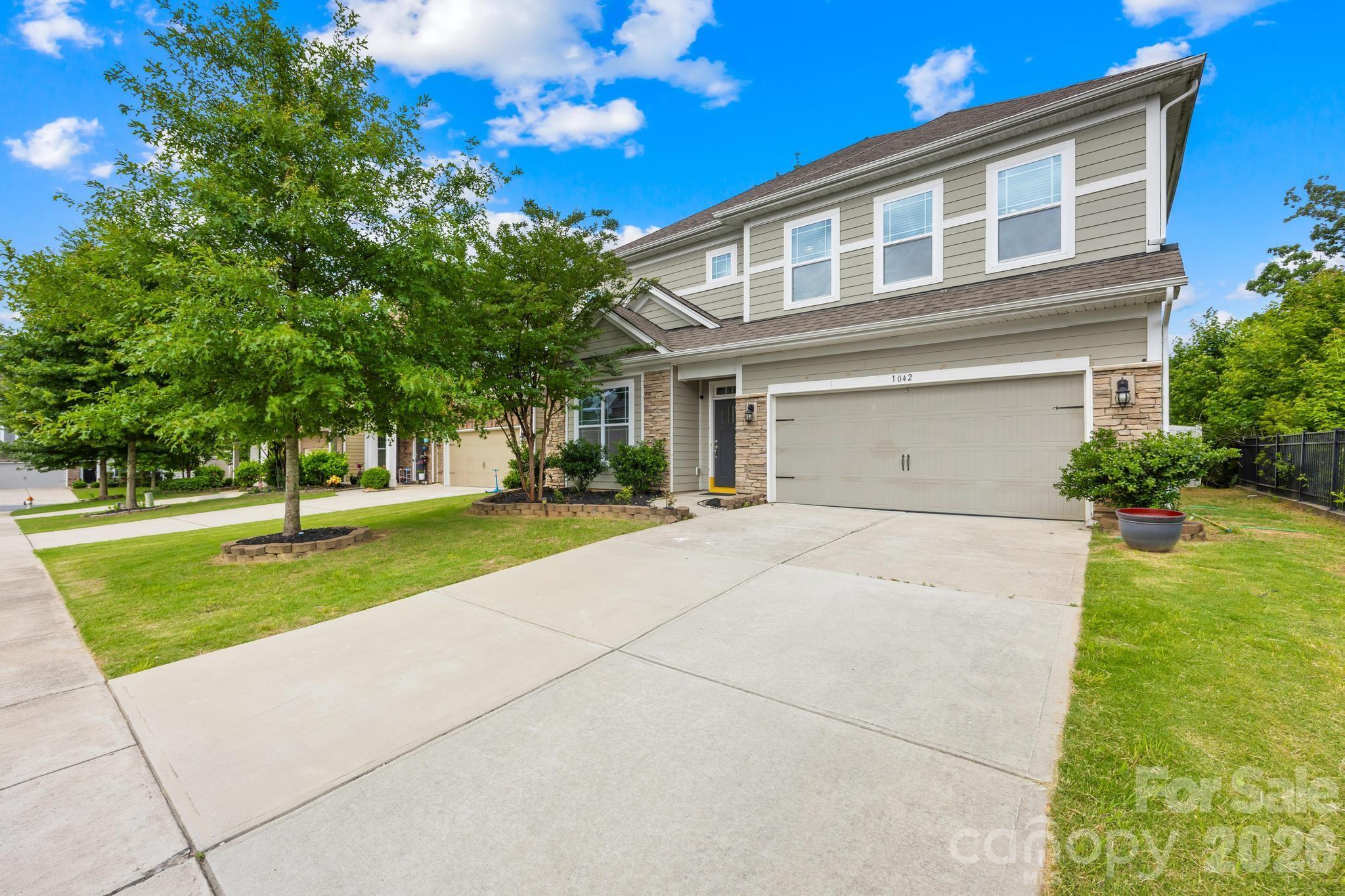 Photo 37 of 1042 DINA Drive, Fort Mill, SC