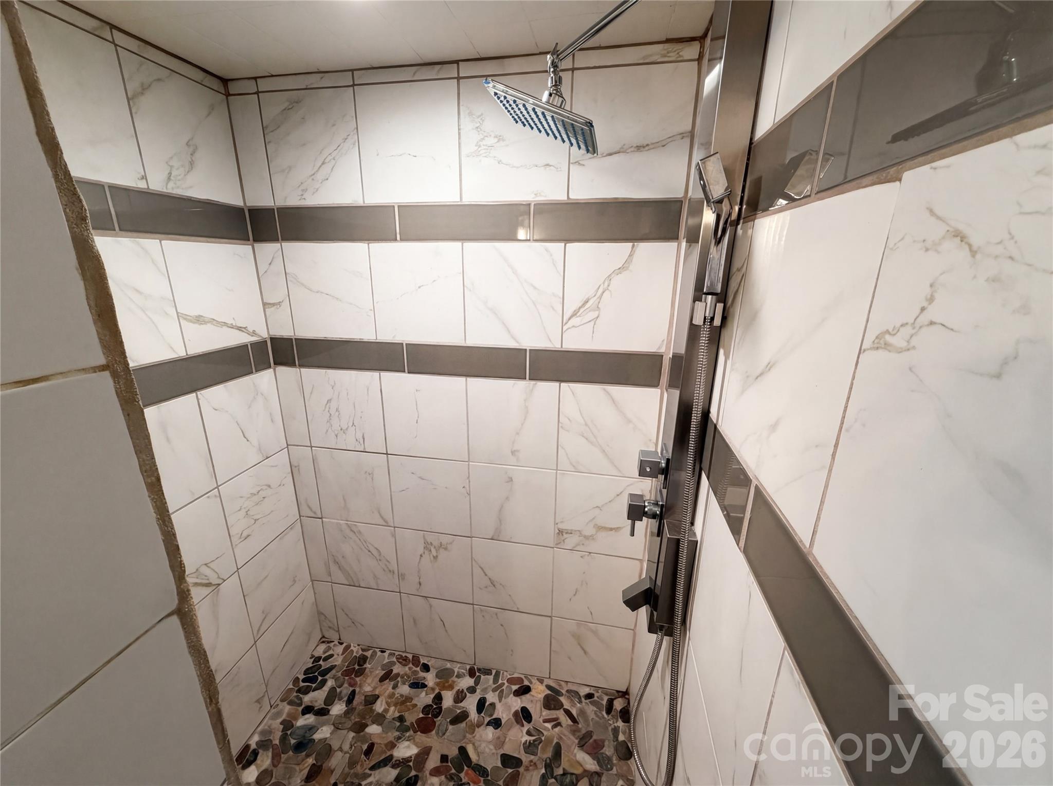6621 Starcrest Drive, Charlotte, NC - photo 18 of 24