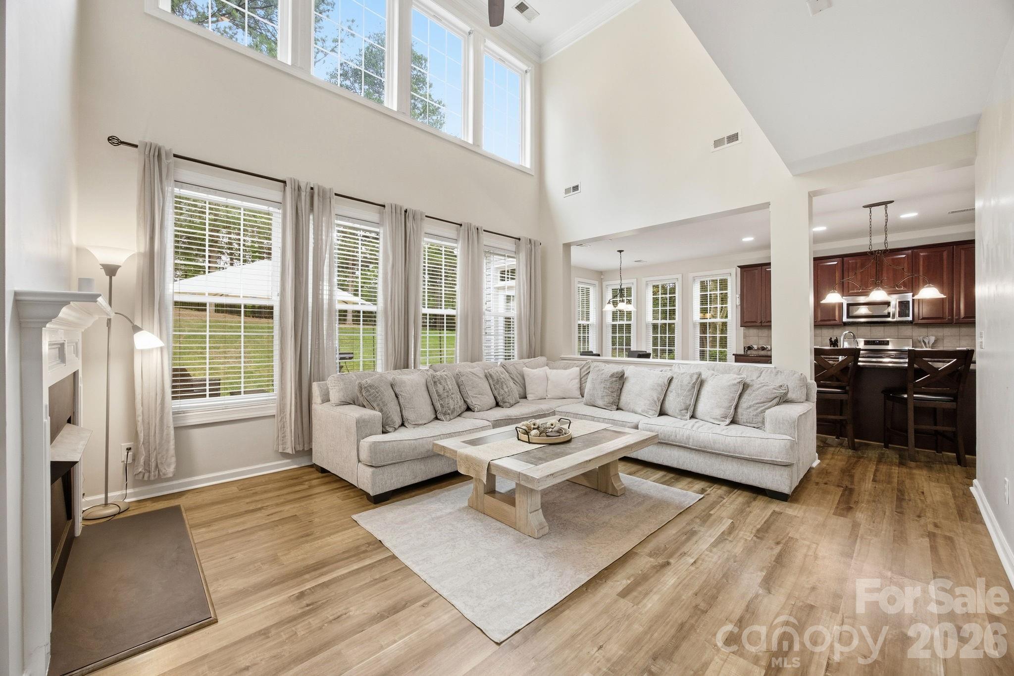 Photo 8 of 16106 Cloverleaf Court, Charlotte, NC