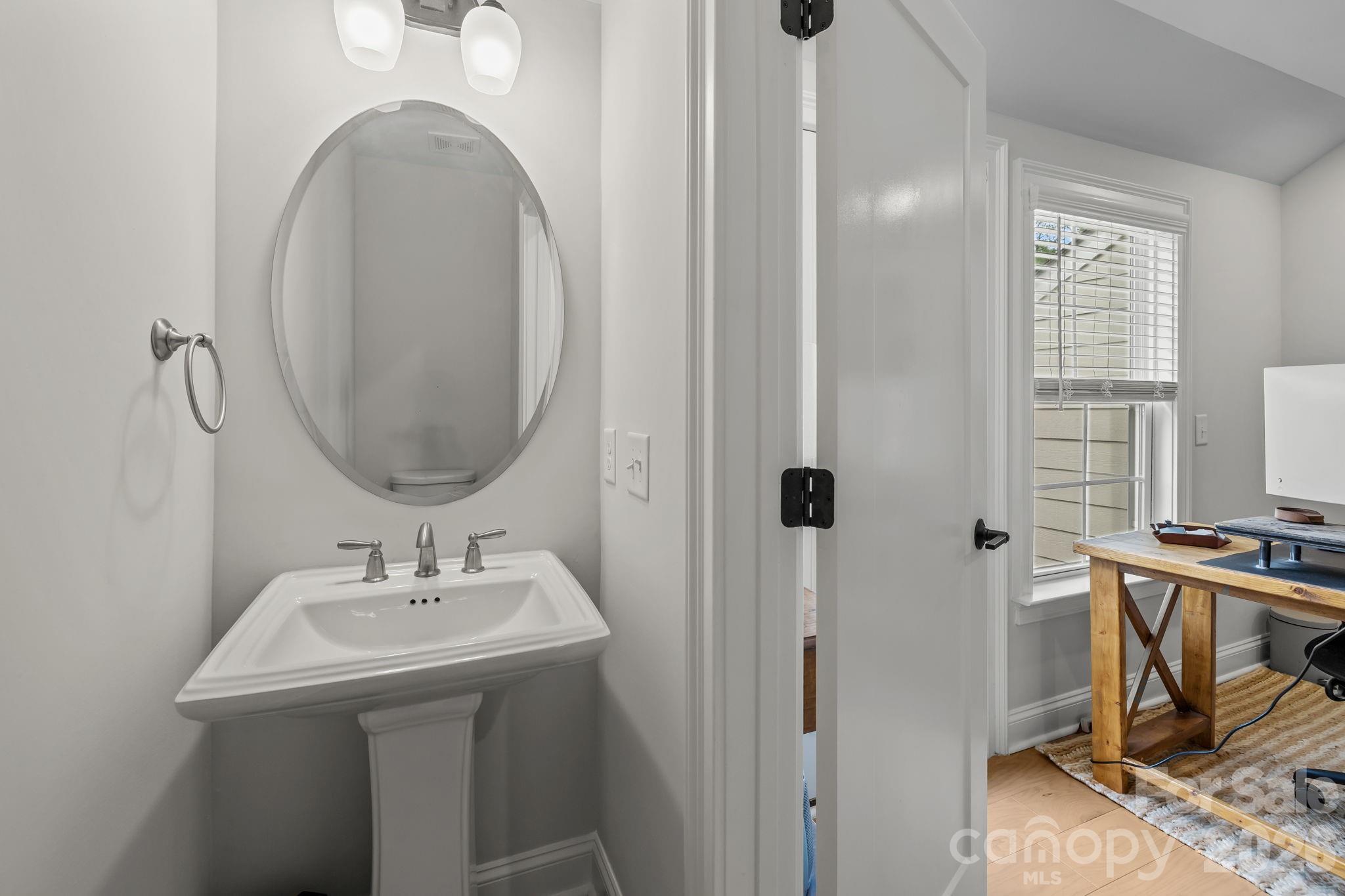 Photo 25 of 316 N Dotger Avenue, Charlotte, NC