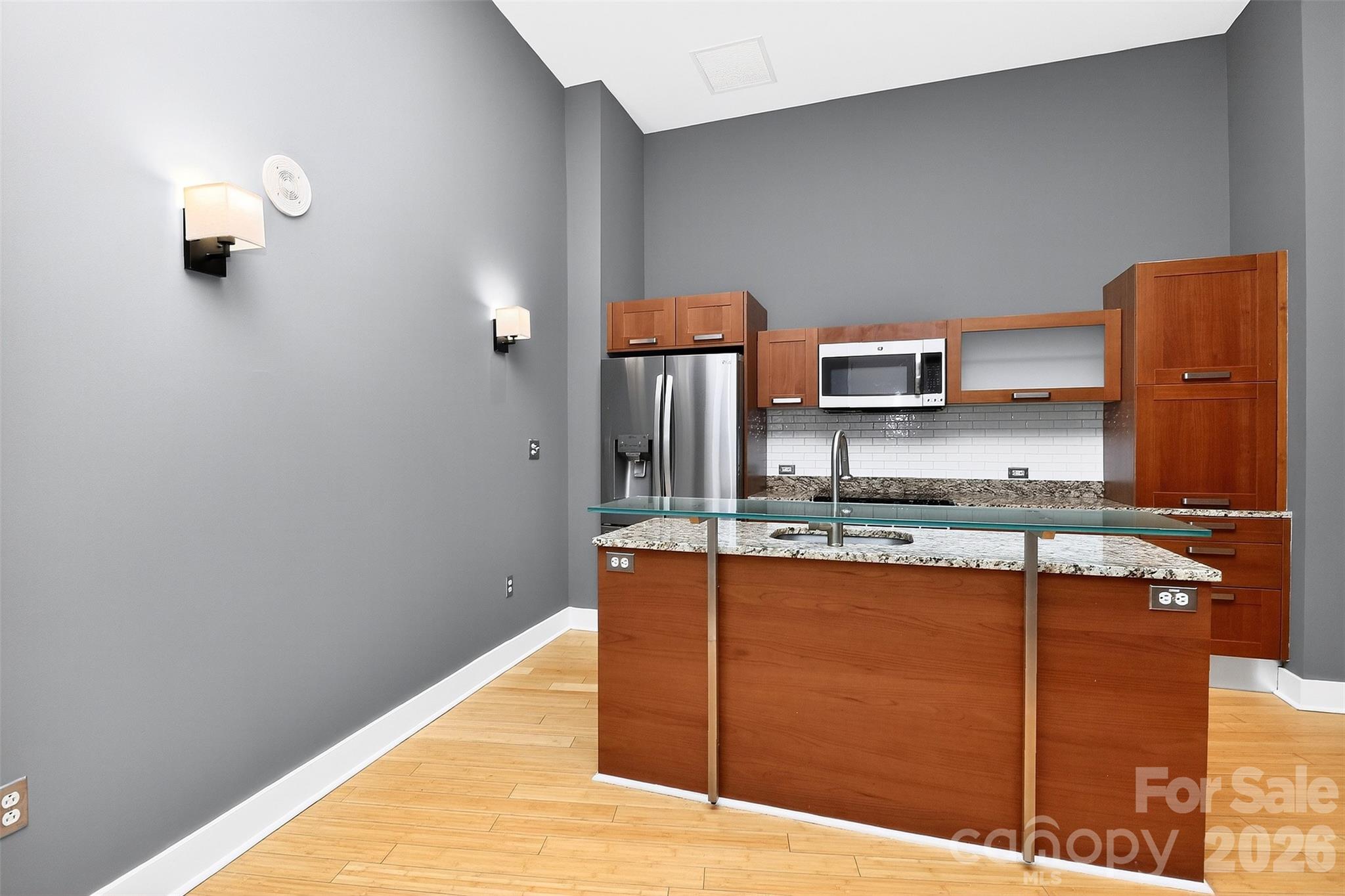 Photo 11 of 1133 Metropolitan Avenue615, Charlotte, NC