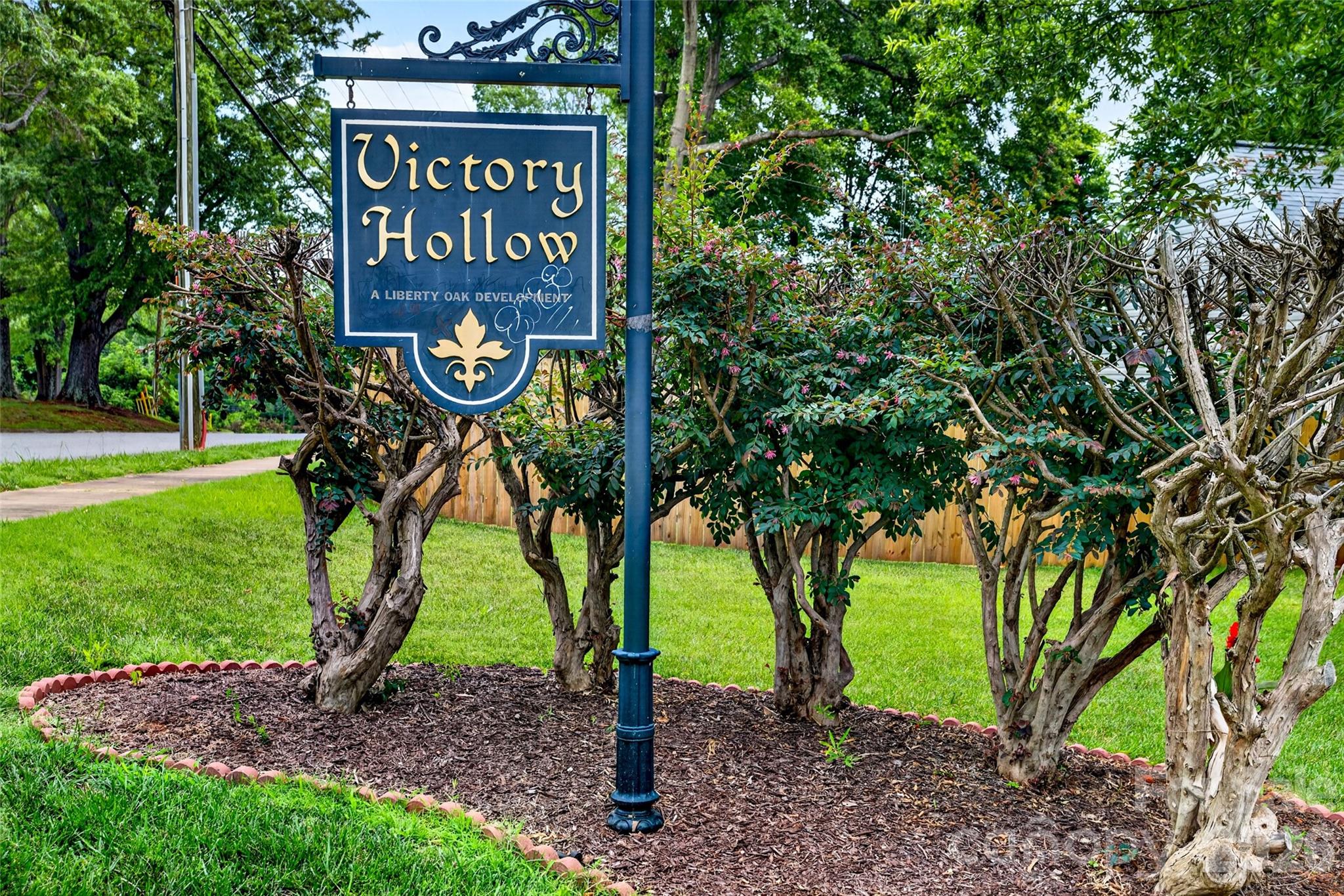 Home for sale at 4627 Victory Lane, Charlotte, NC — photo 39 of 39