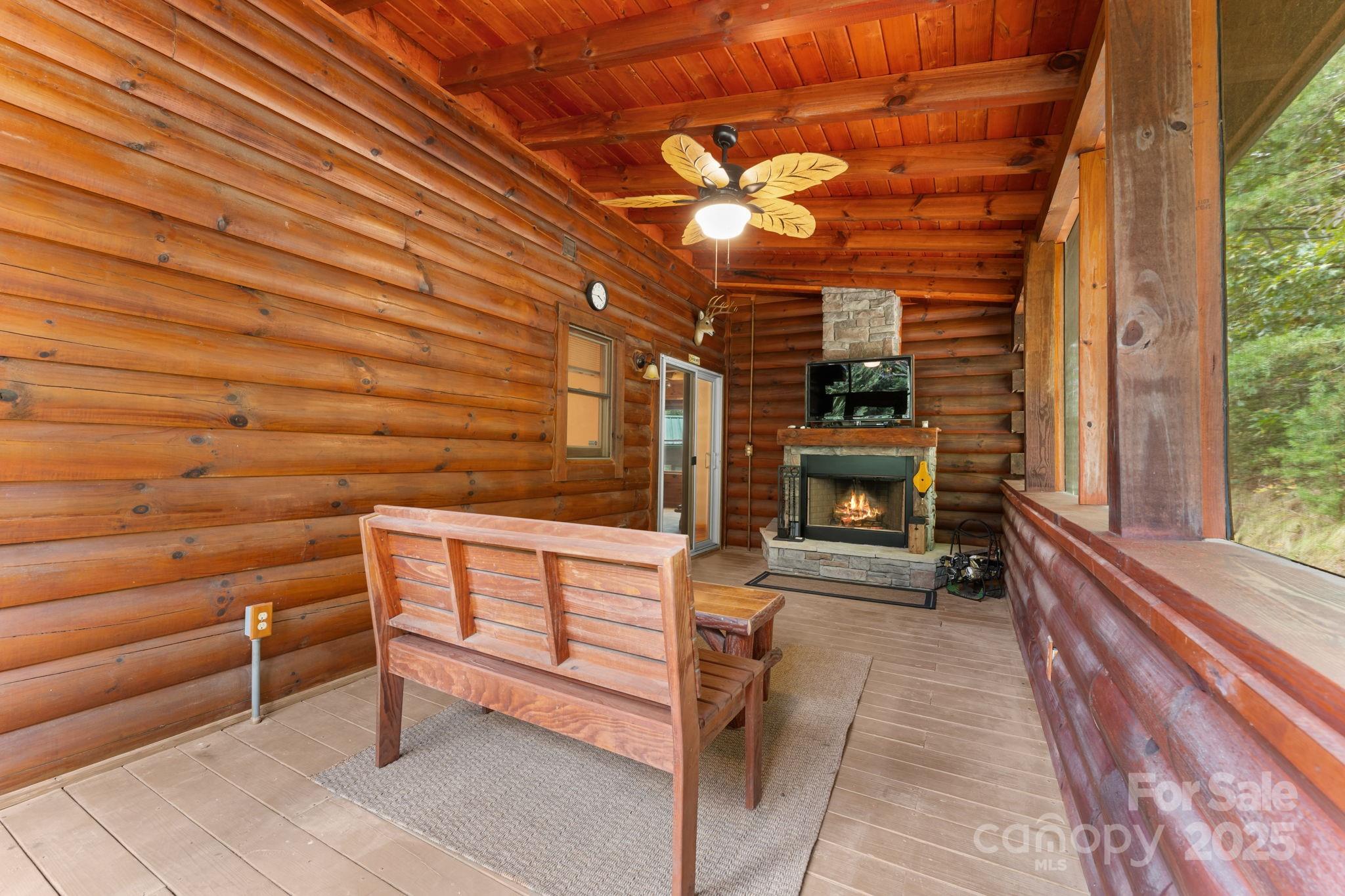 80 Slow Lane, Whittier, NC - photo 16 of 49