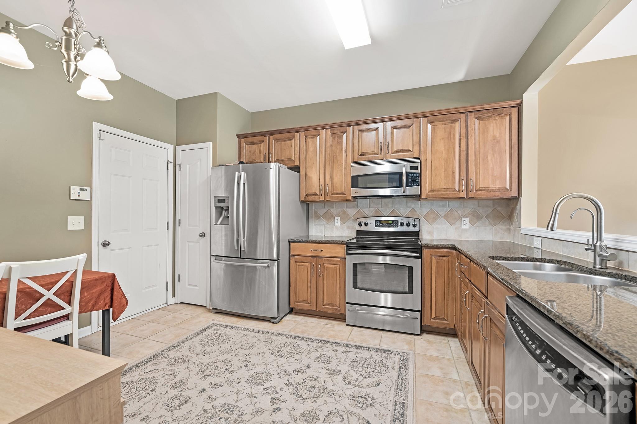 Photo 8 of 9805 Carson Whitley Avenue, Charlotte, NC
