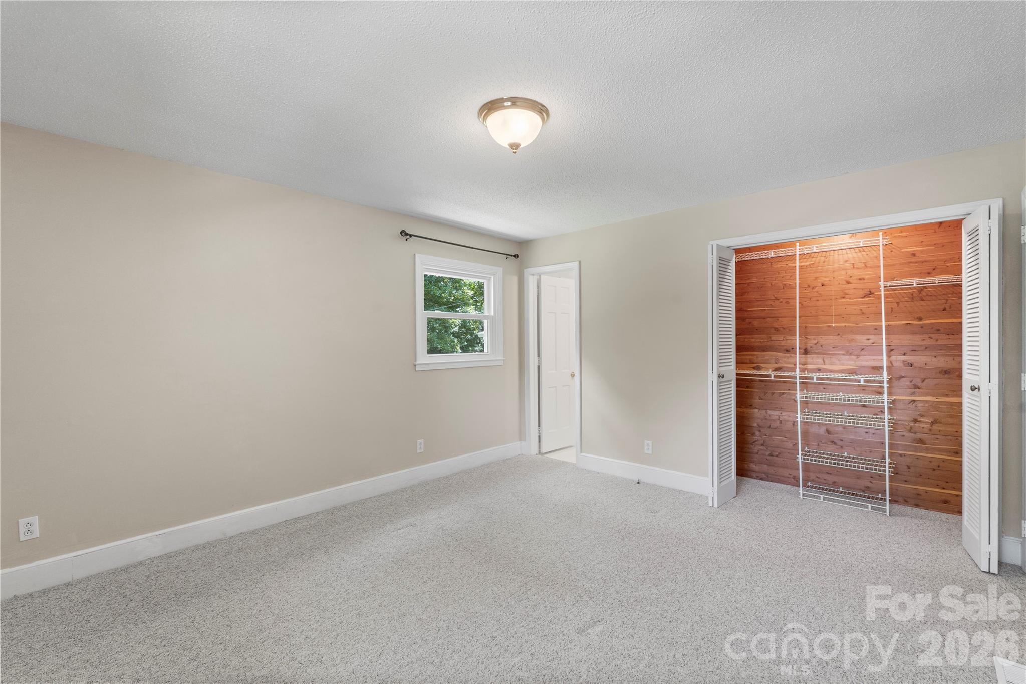 Home for sale at 221 Kingsway Circle, Charlotte, NC — photo 25 of 48