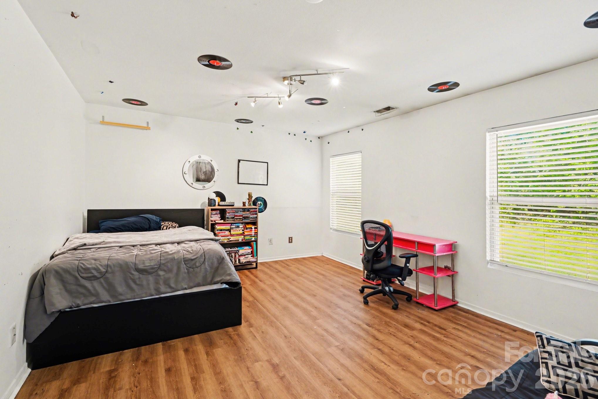 Photo 15 of 9423 Swallow Tail Lane, Charlotte, NC