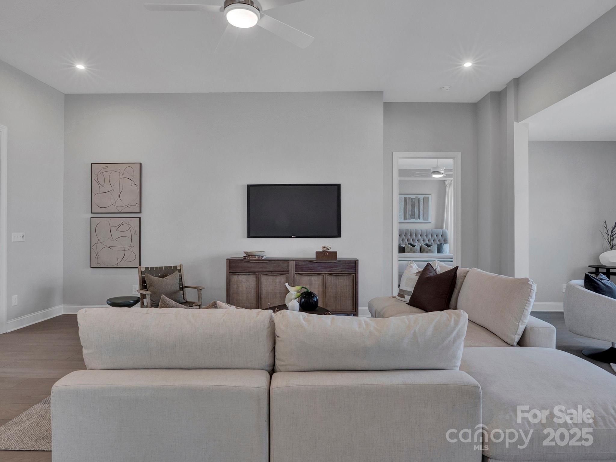 Photo 16 of 4225 Honey Locust Drive, Charlotte, NC