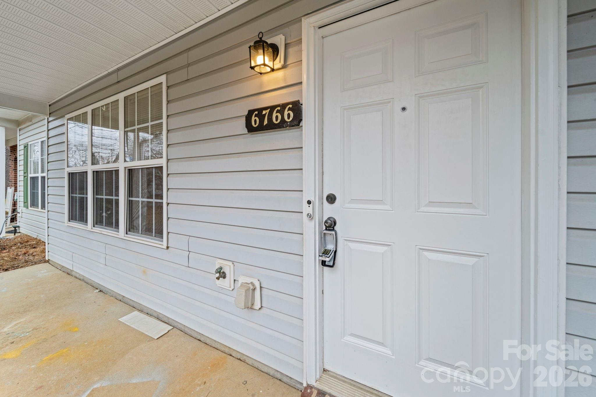 Photo 7 of 6766 Cypress Tree Lane, Charlotte, NC