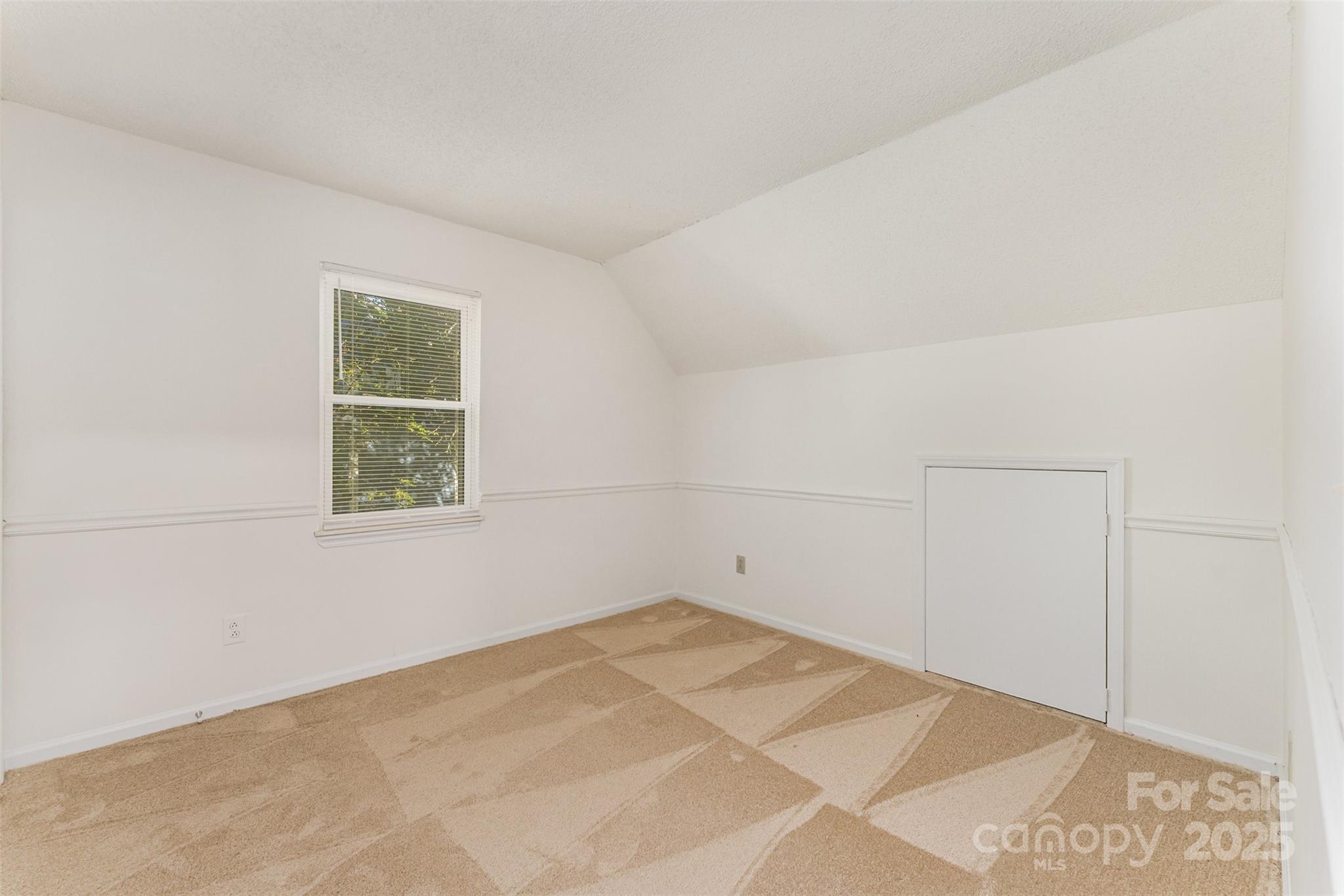 Photo 23 of 2319 Oak Leigh Drive, Charlotte, NC
