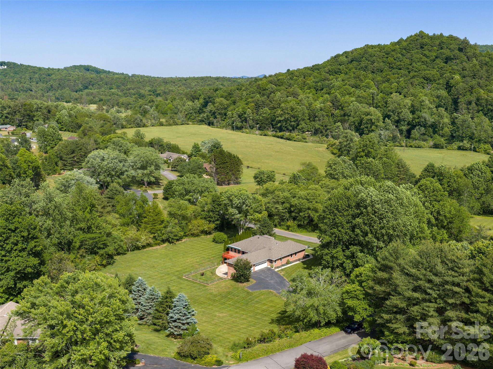 39 Beaumont Drive, Hendersonville, NC - photo 35 of 36