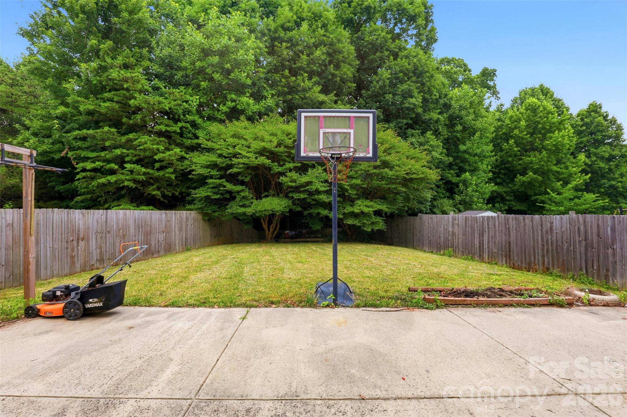 Photo 28 of 14021 Pinyon Pine Lane, Charlotte, NC