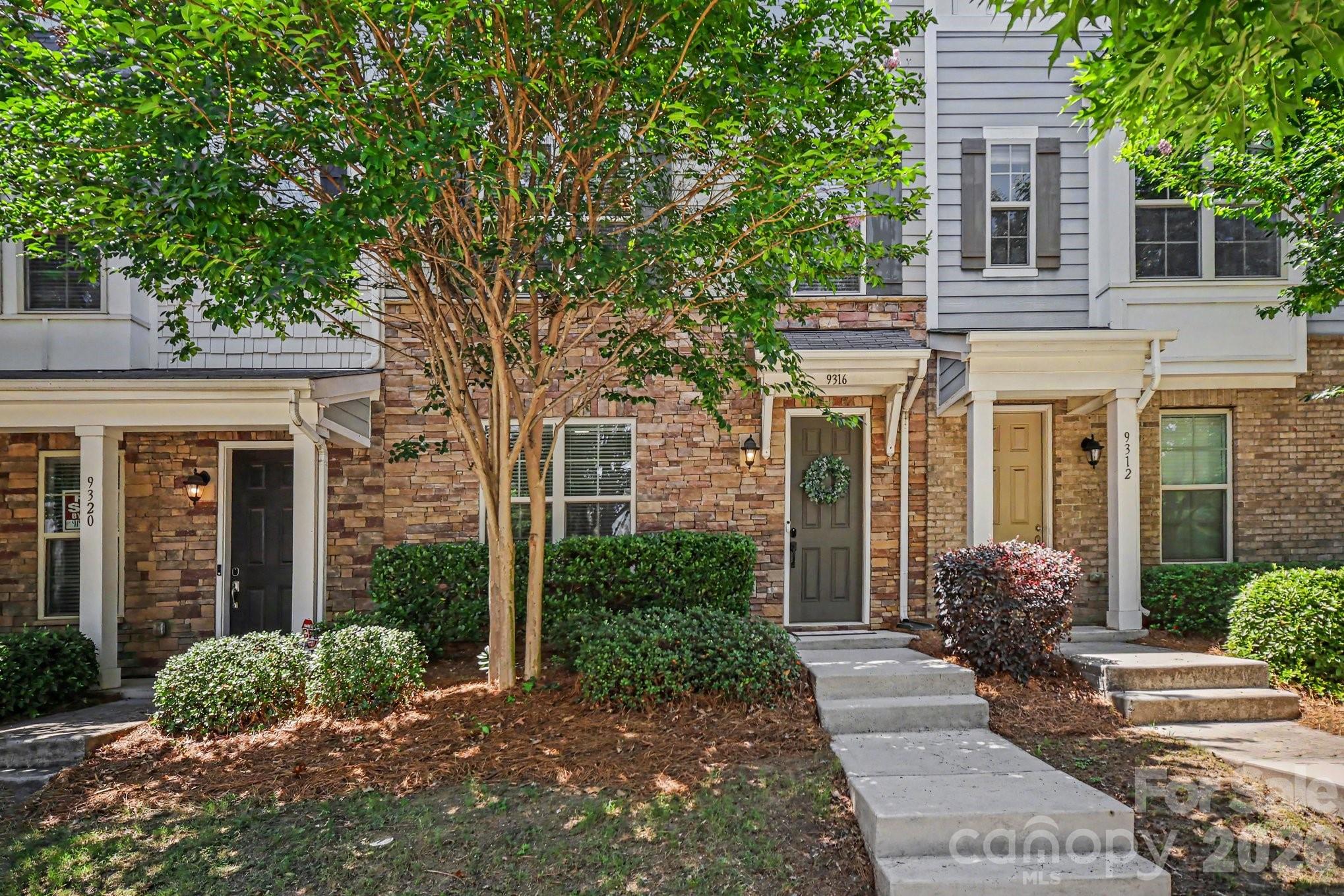 Photo 2 of 9316 Ainslie Downs Street, Charlotte, NC
