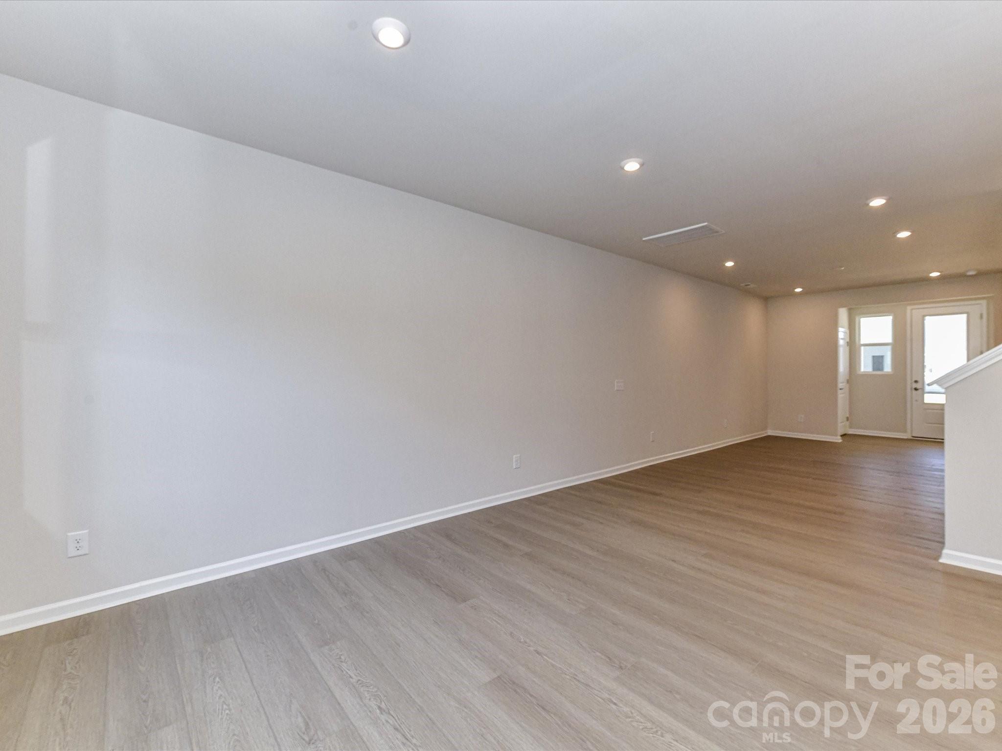 Photo 5 of 3041 Hutton Gardens Lane, Charlotte, NC
