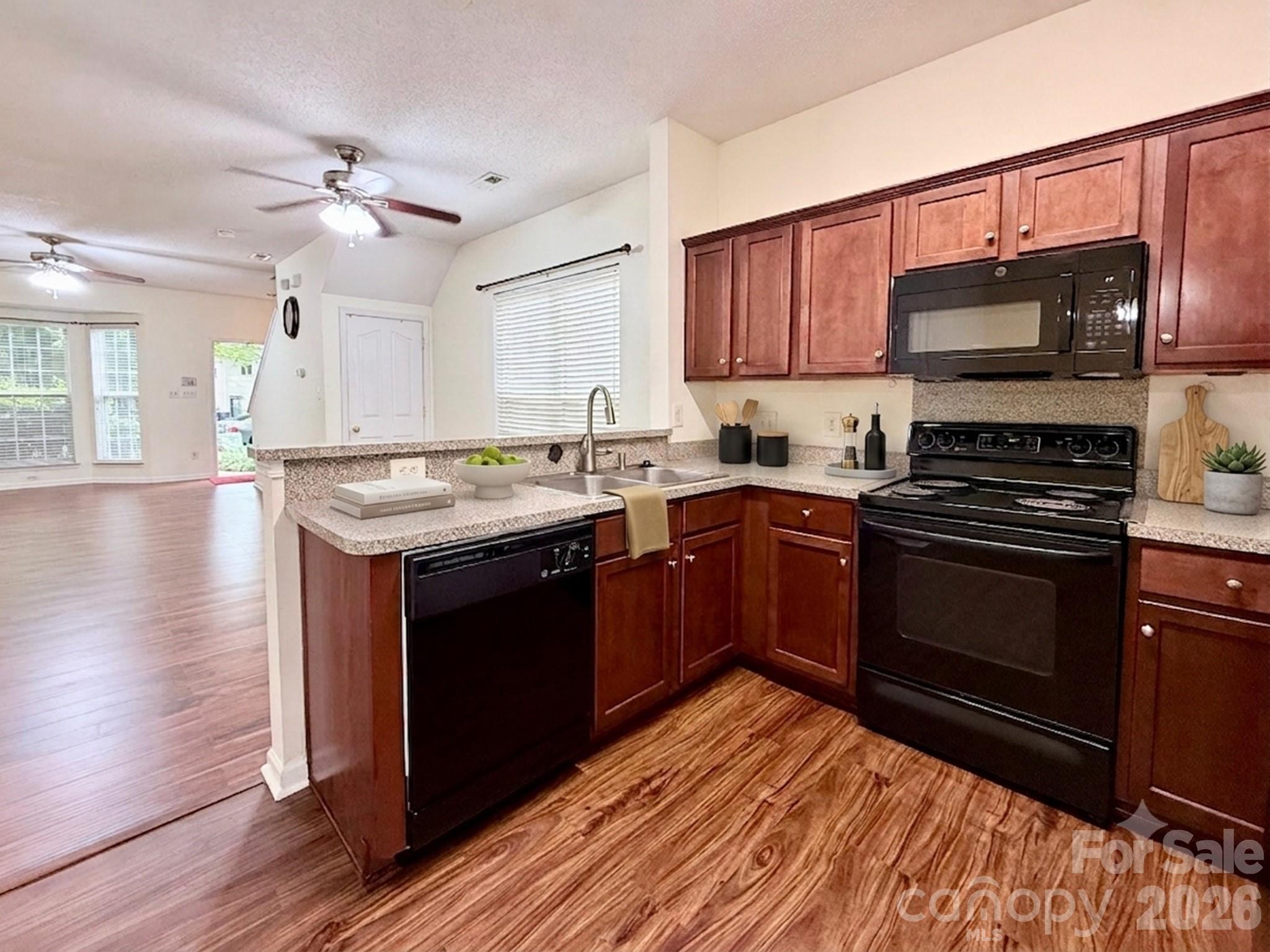 Photo 6 of 8842 Gerren Court, Charlotte, NC