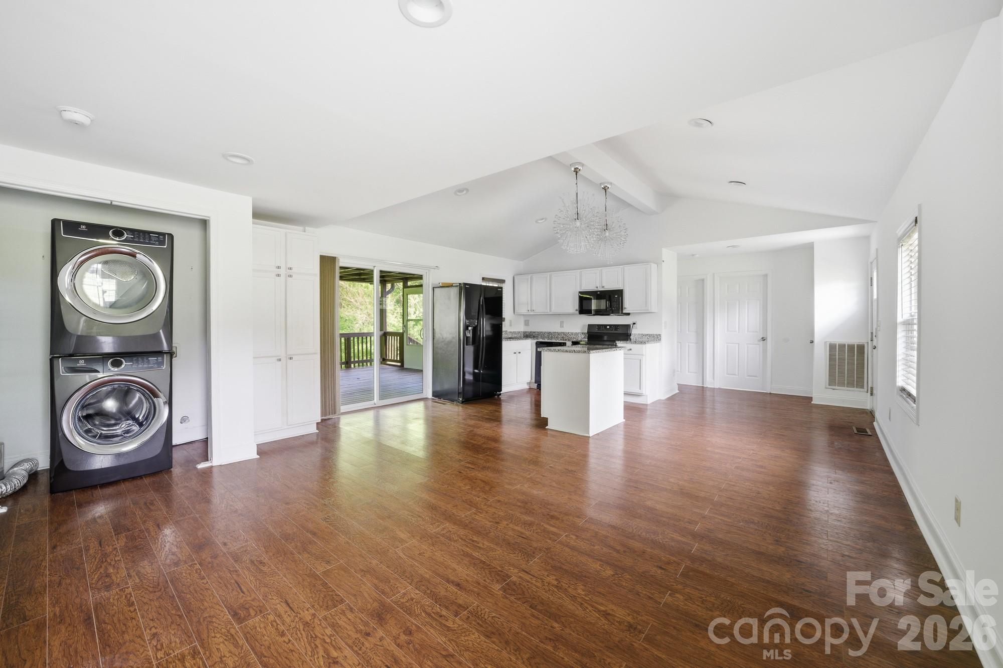 Photo 8 of 219 Breezewood Drive, Charlotte, NC