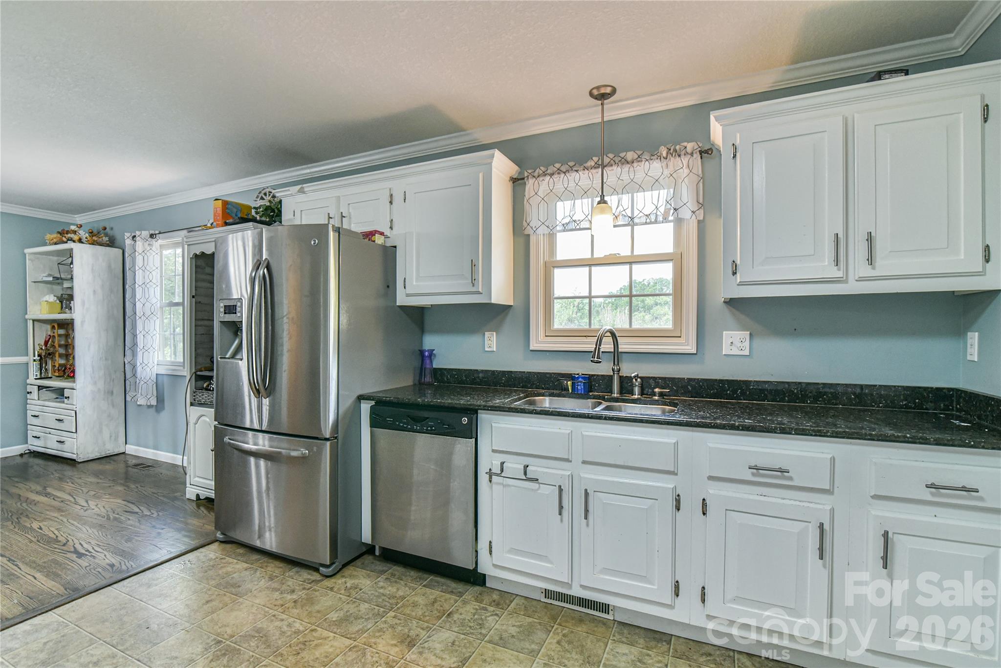 116 Kay Road, Flat Rock, NC - photo 9 of 35