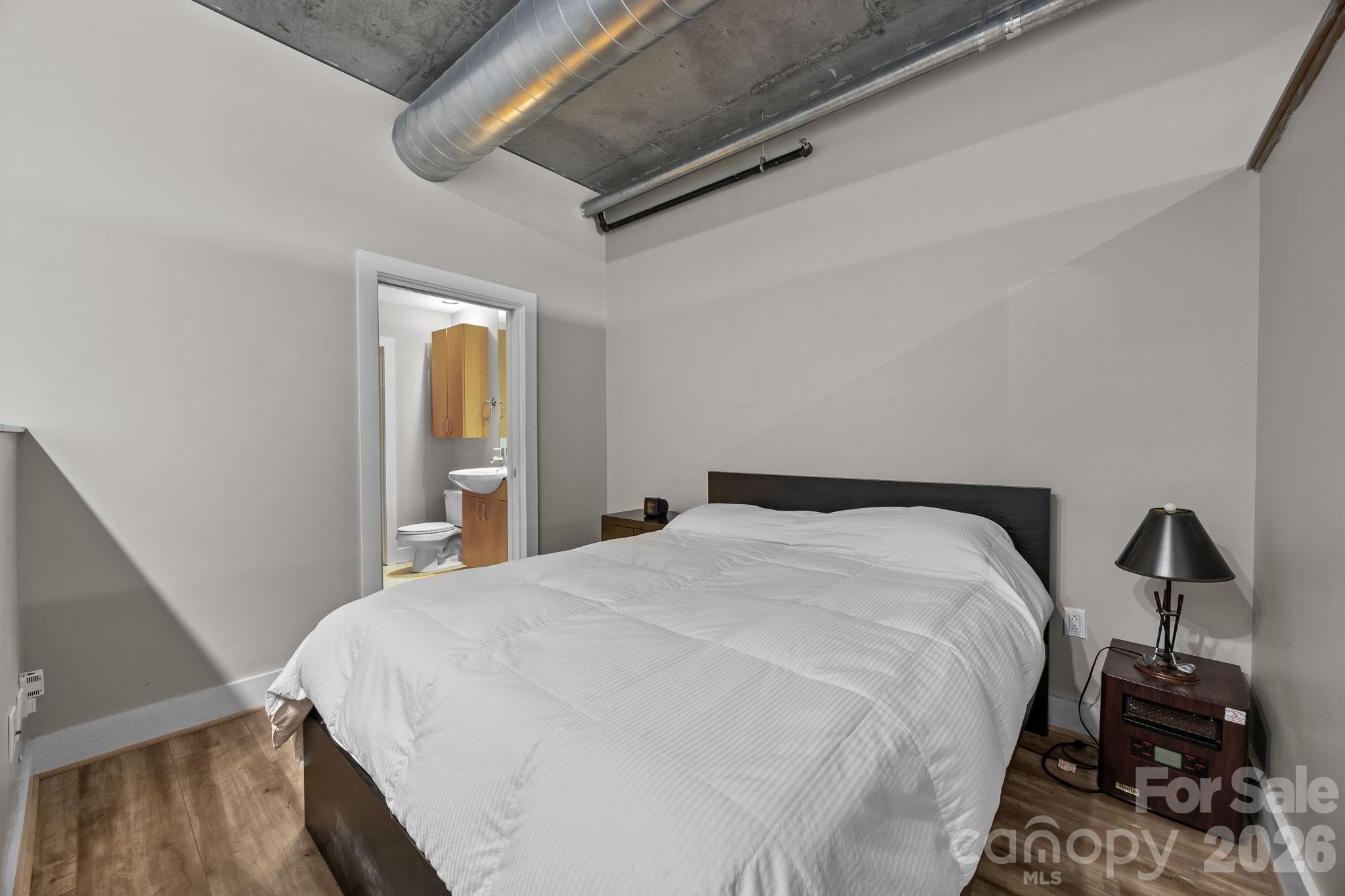 Photo 9 of 505 E 6th Street912, Charlotte, NC