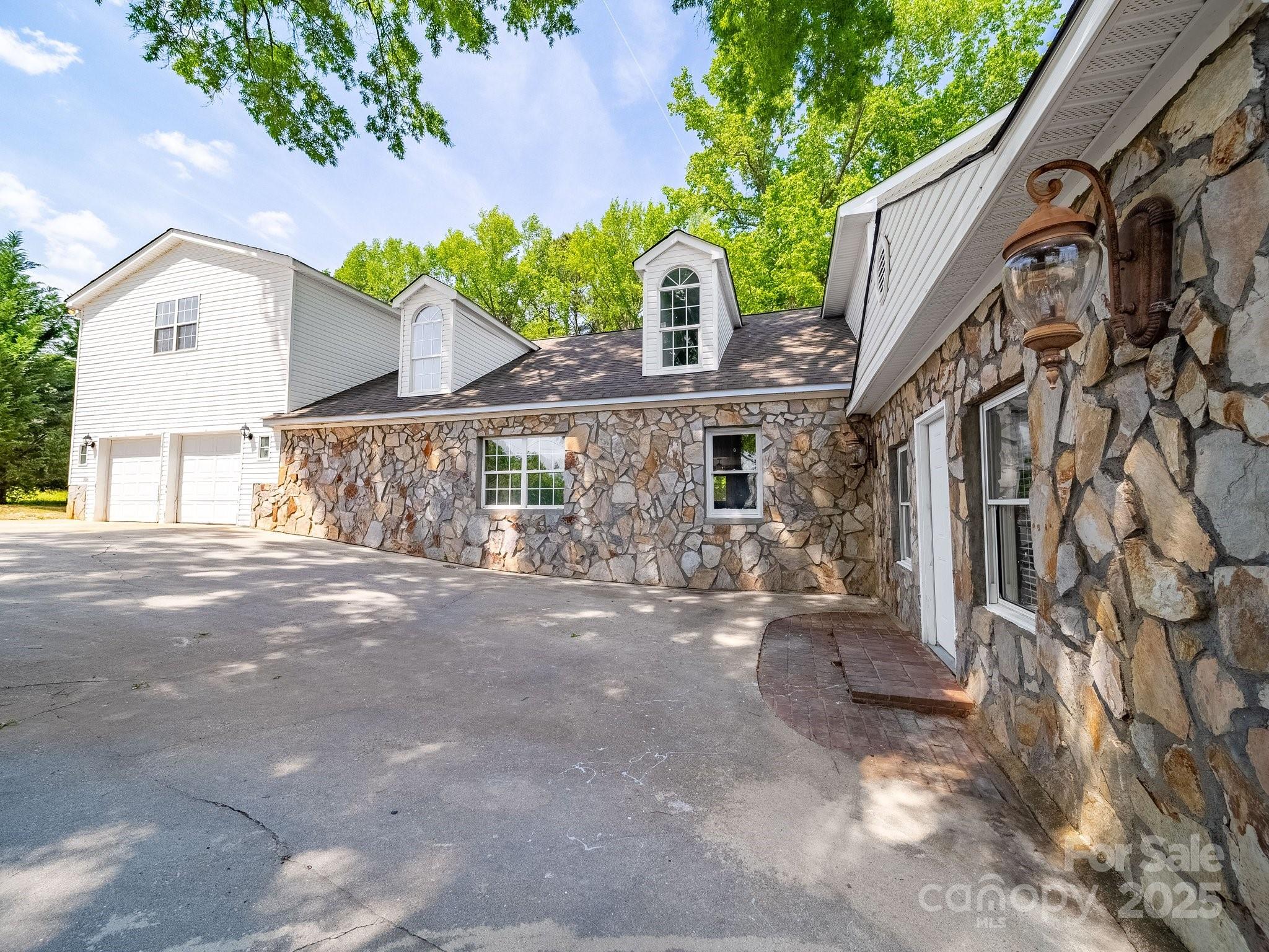 308 E Miller Street1, Jefferson, SC - photo 2 of 45
