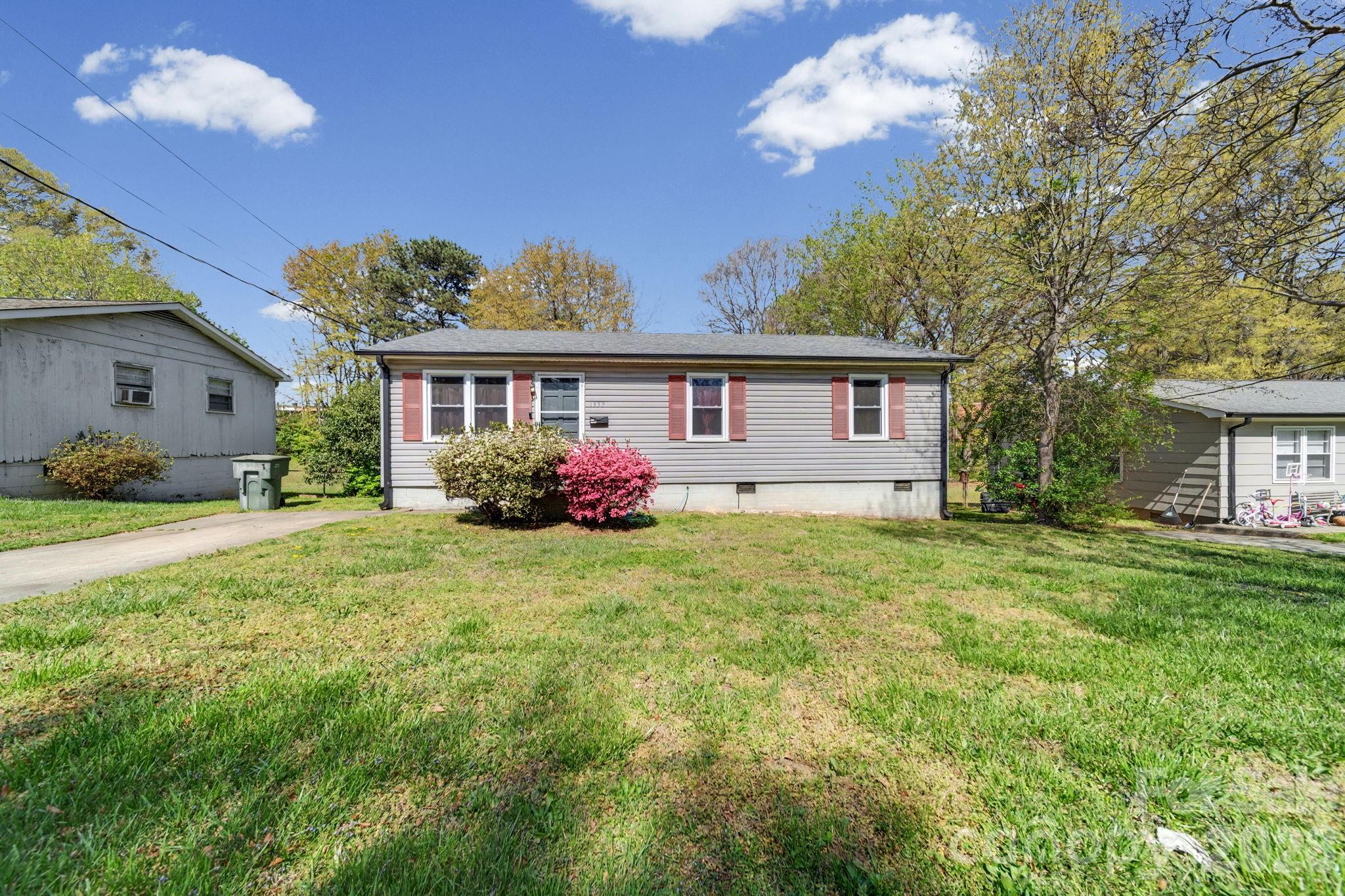 Photo 3 of 1332 Poston Circle, Gastonia, NC