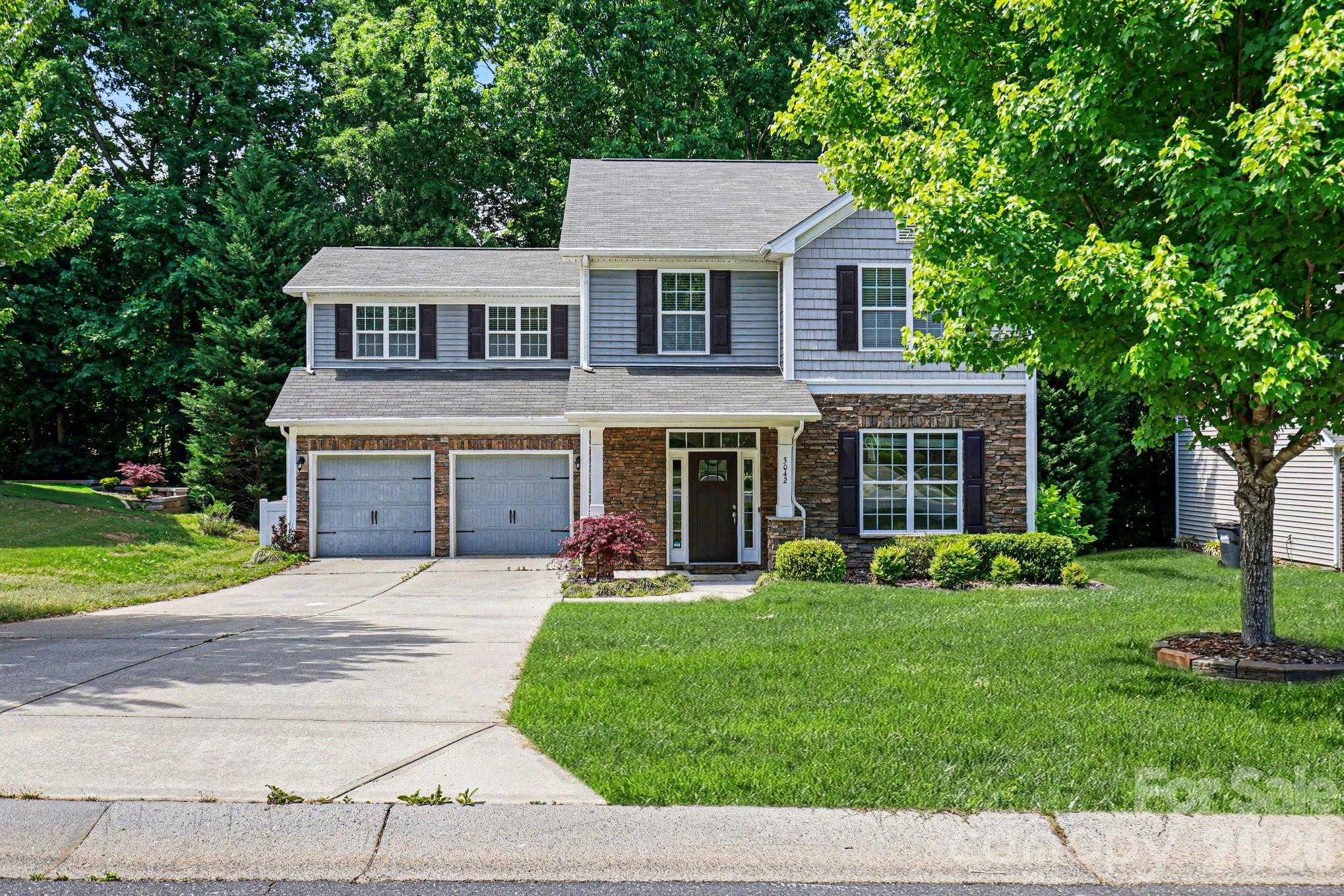 Photo 2 of 3042 Collin House Drive, Fort Mill, SC